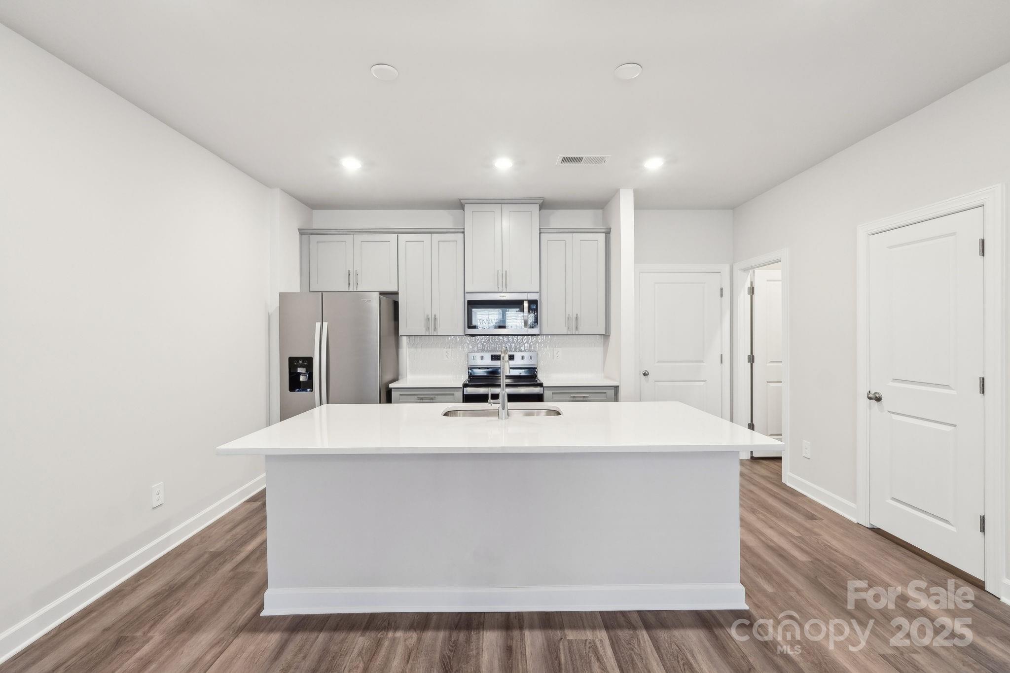 124 Utility LaneD, Mooresville, NC - photo 12 of 28