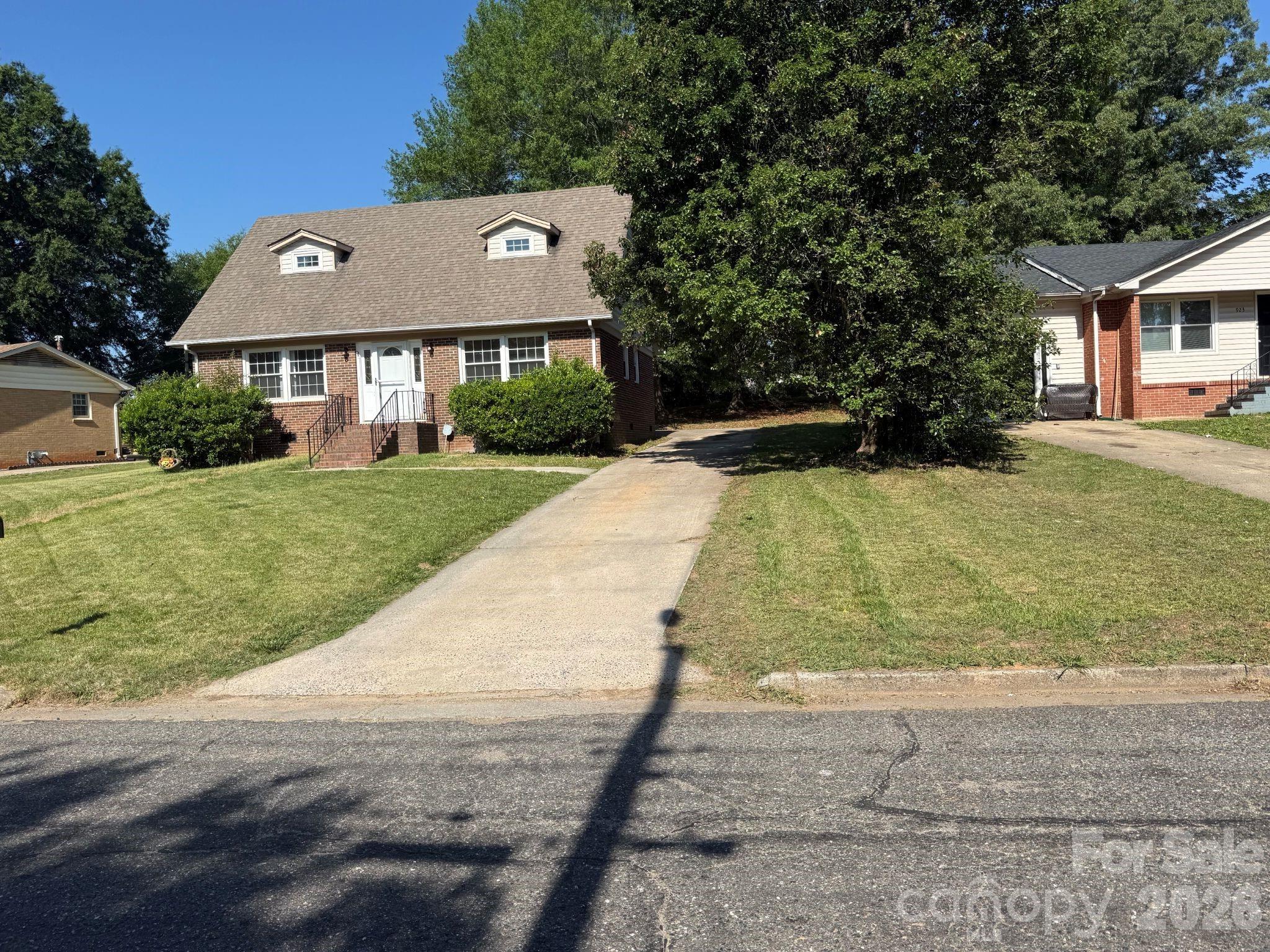 917 Canterbury Court, Gastonia, NC - photo 2 of 19