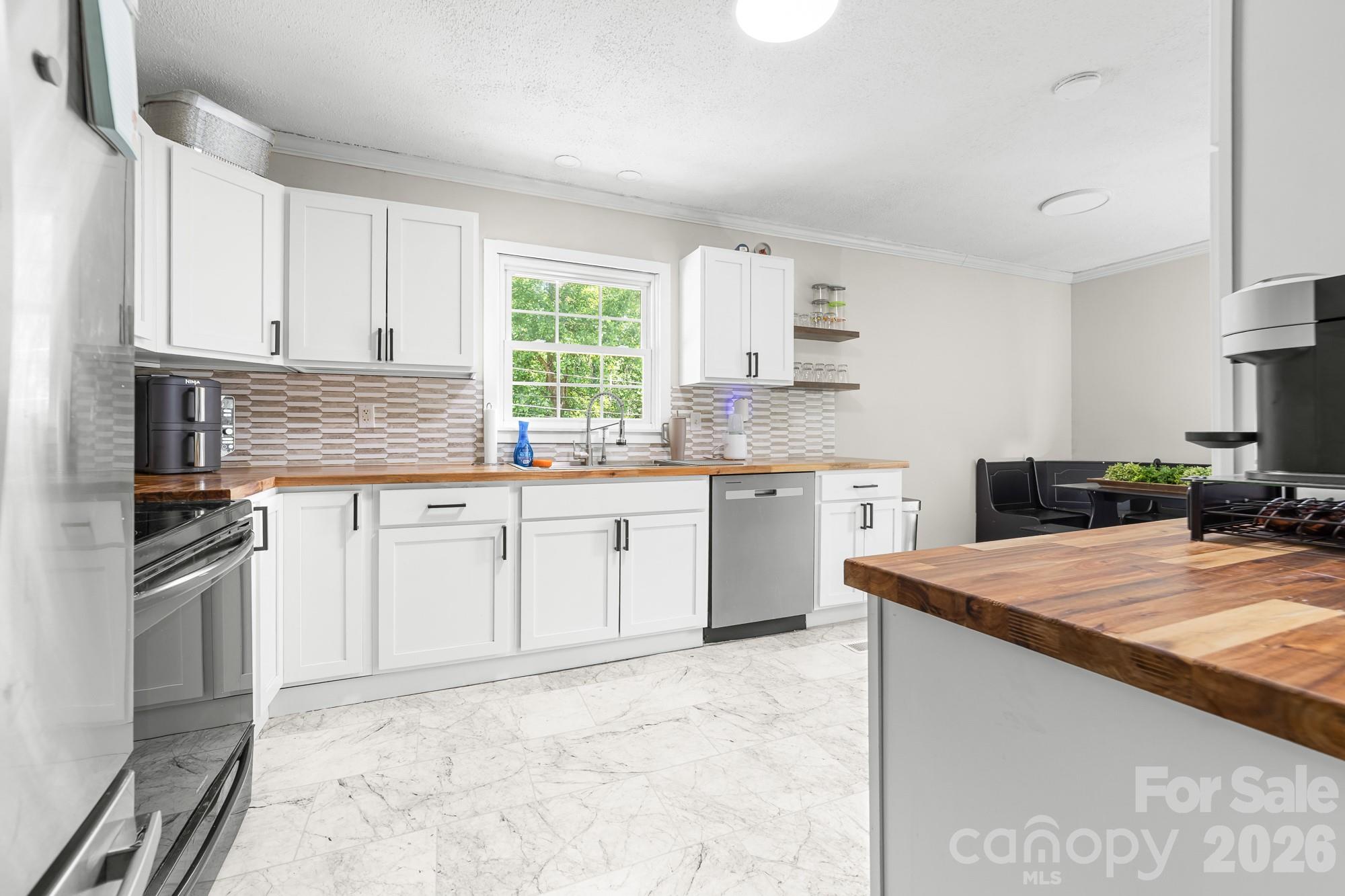 402 Wooddale Drive, Dallas, NC - photo 17 of 27