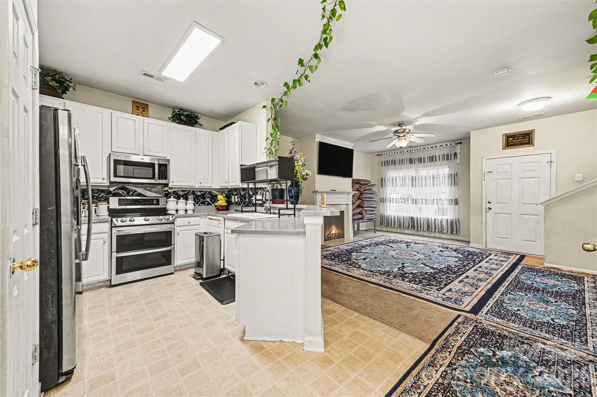 Photo 12 of 5767 Bent Creek Circle, Charlotte, NC