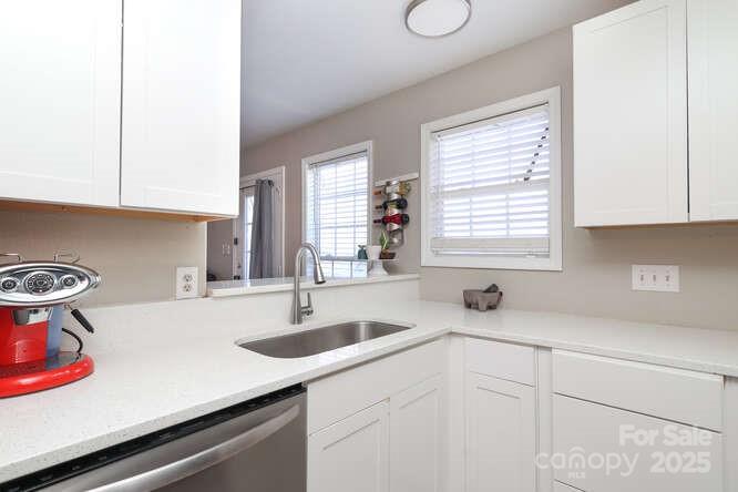 Photo 21 of 1109 Triece Lane, Charlotte, NC