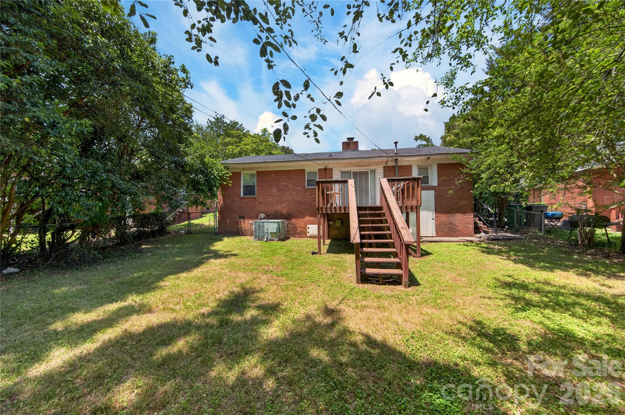 Photo 27 of 520 Inwood Drive, Charlotte, NC