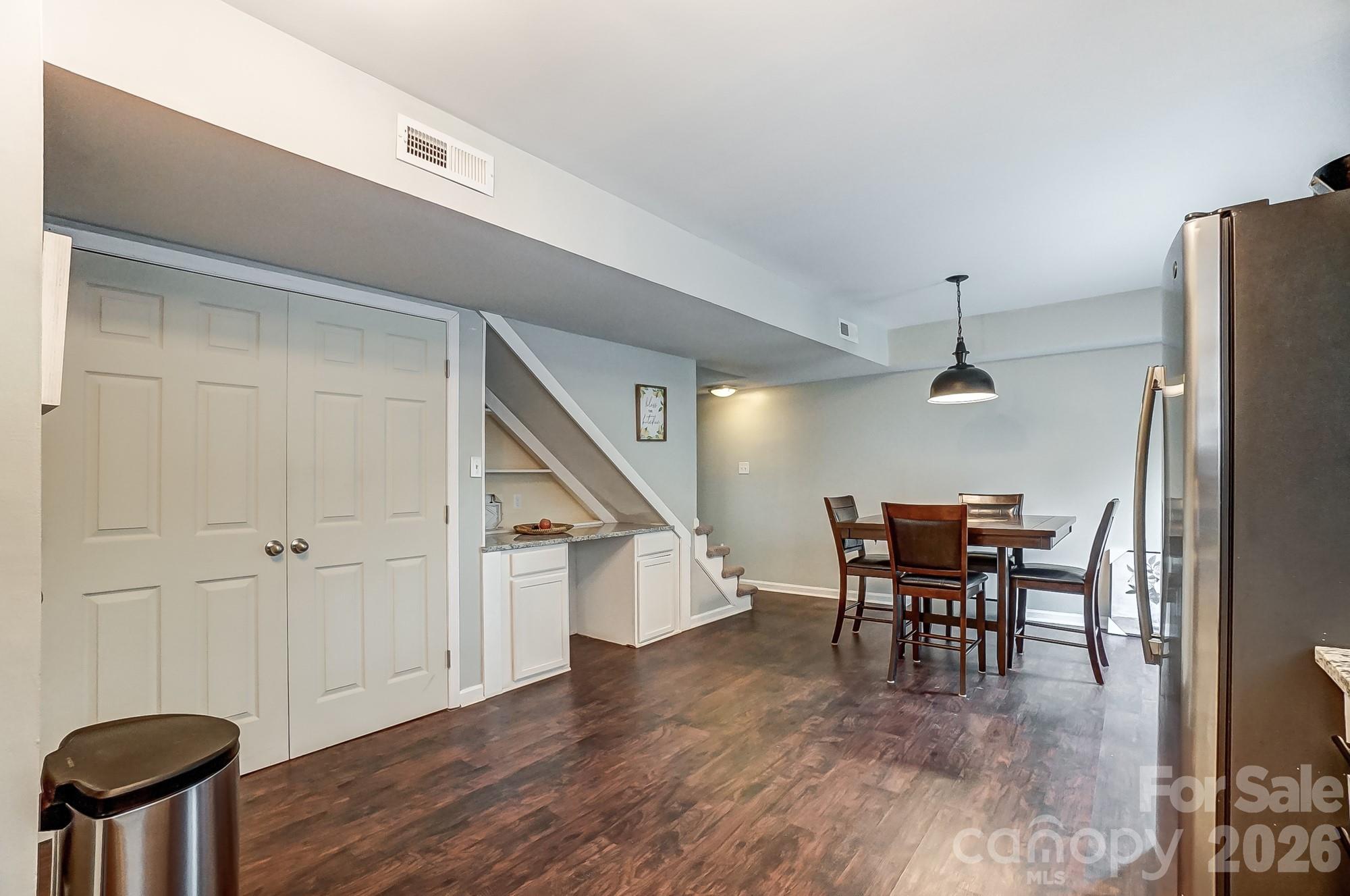 Photo 6 of 8518 Castle Pine Court, Charlotte, NC