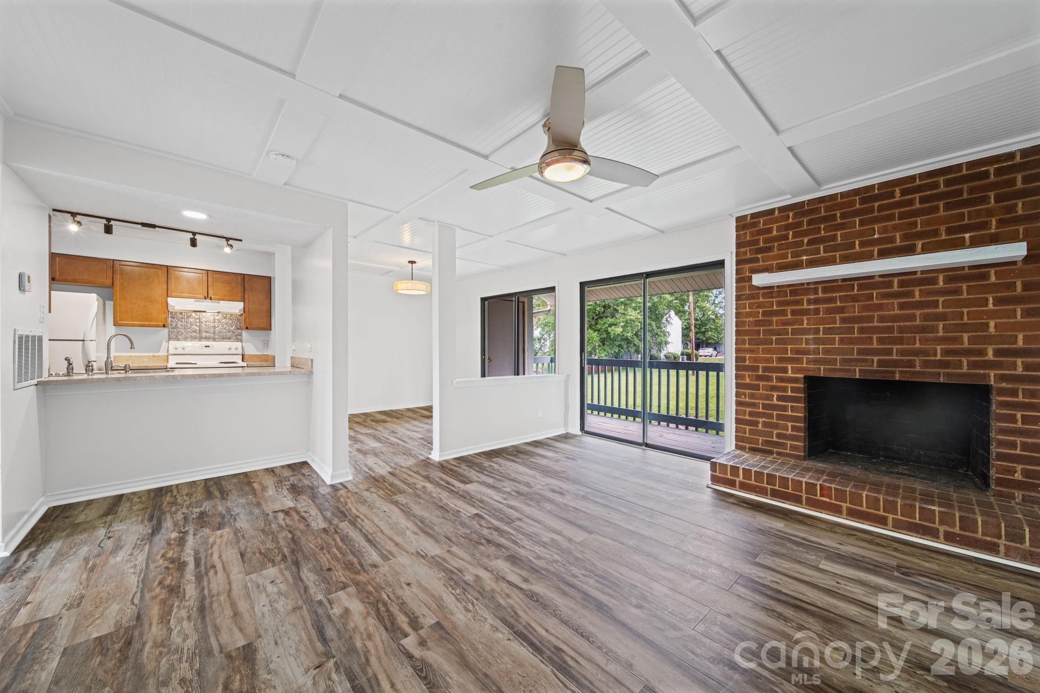 Home for sale at 11023 Harrowfield Road, Charlotte, NC — photo 1 of 32