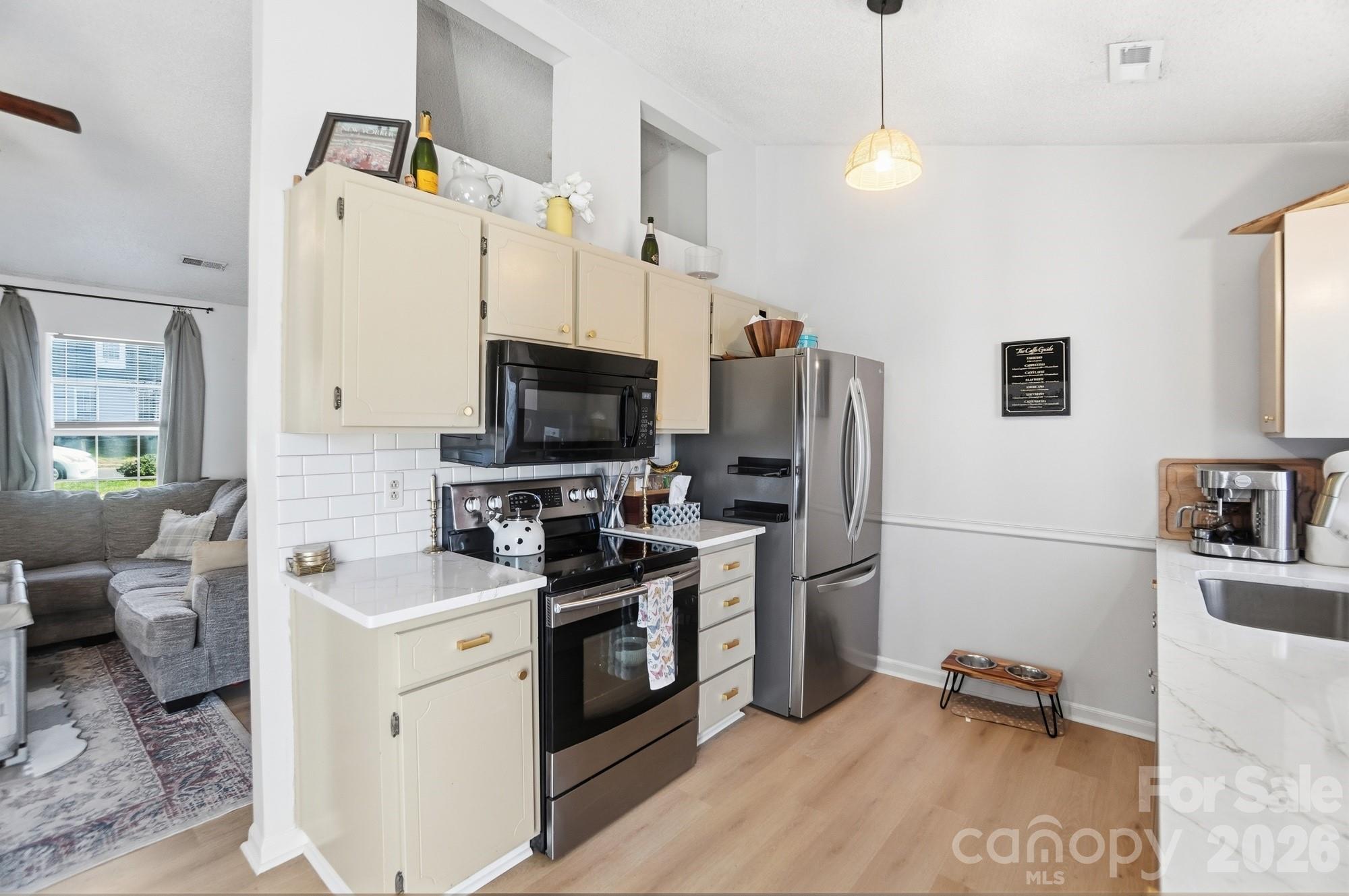 Photo 15 of 9046 Milton Morris Drive, Charlotte, NC