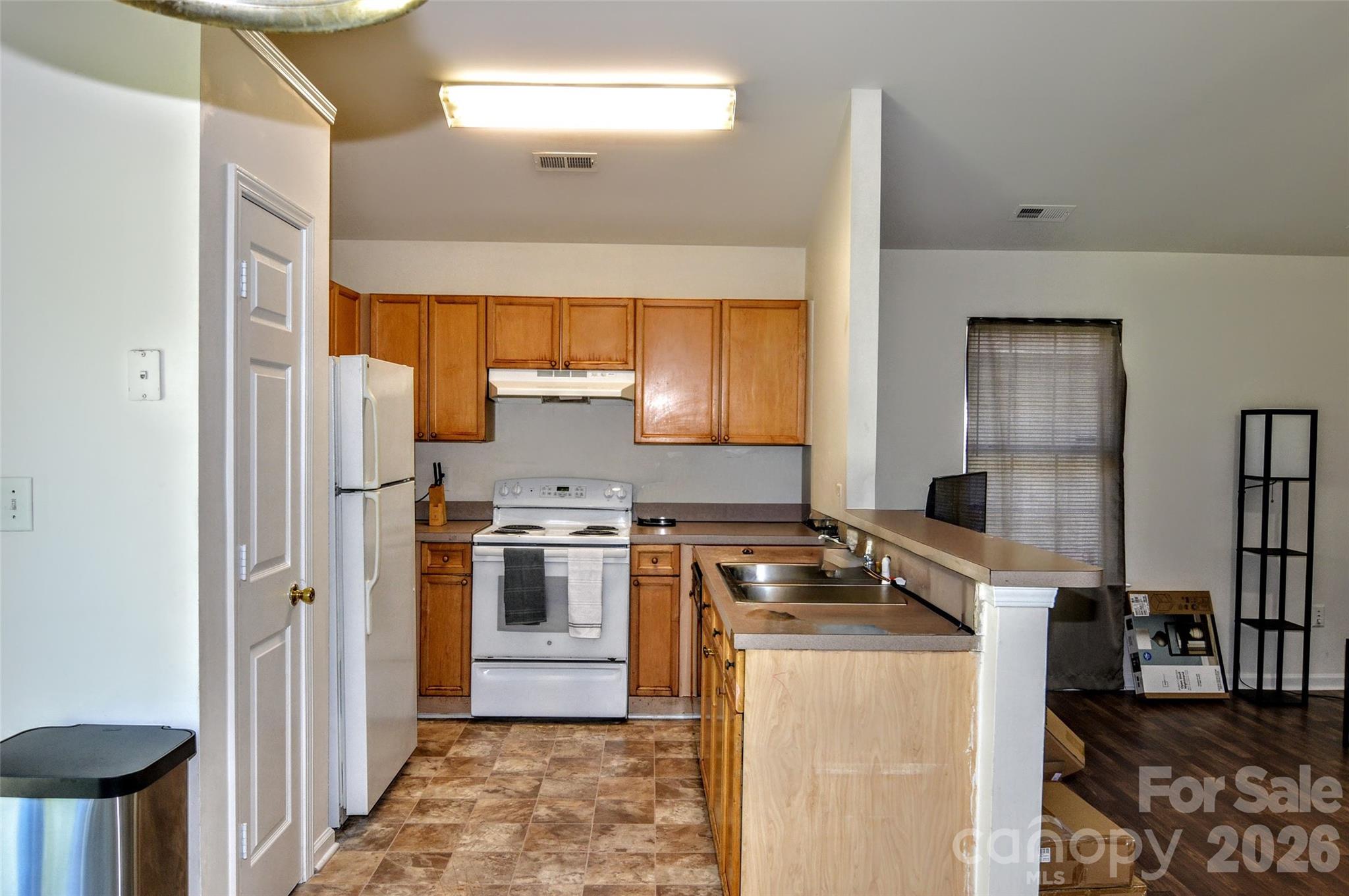 Photo 11 of 1131 Hannah Rae Court, Charlotte, NC