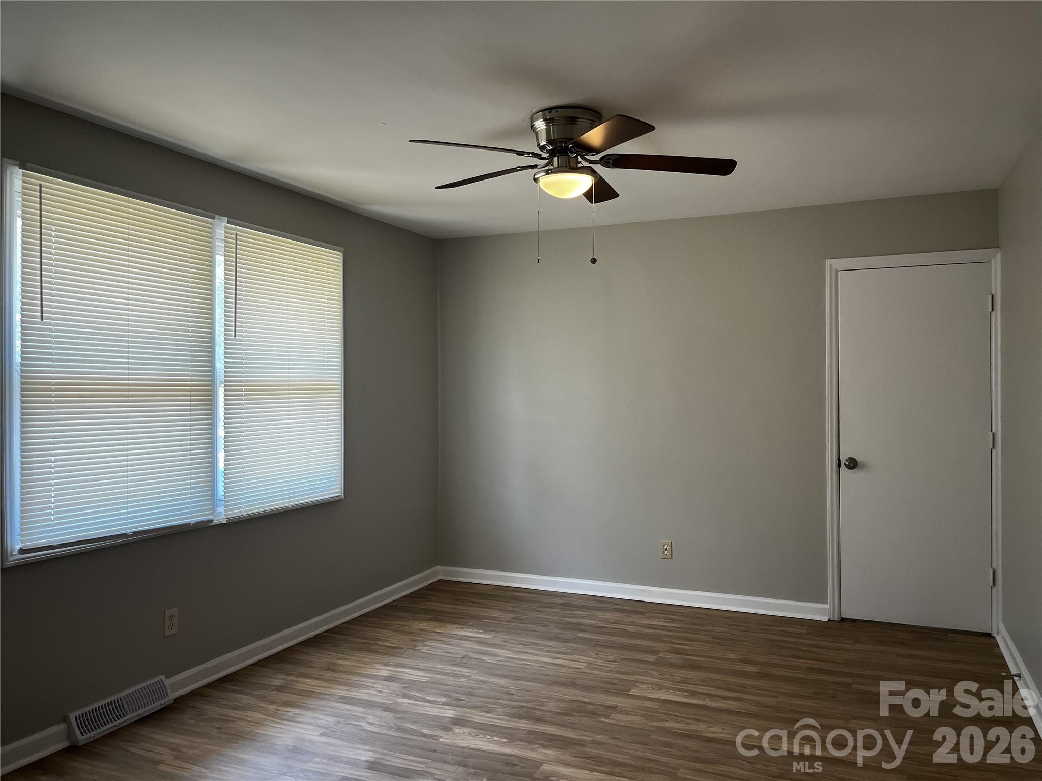 Photo 2 of 2213 Shamrock Drive, Charlotte, NC