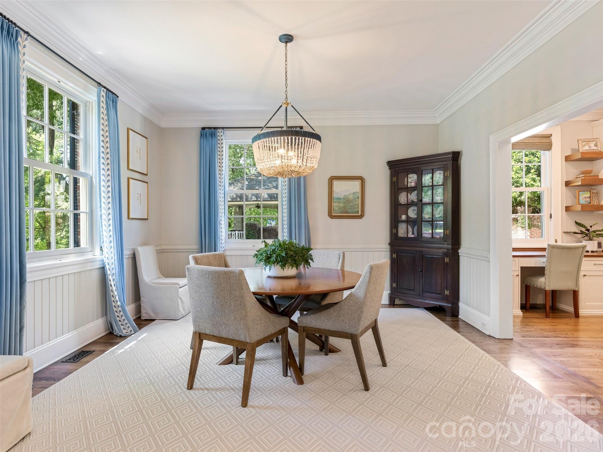714 Edgehill Road N, Charlotte, NC - photo 4 of 49