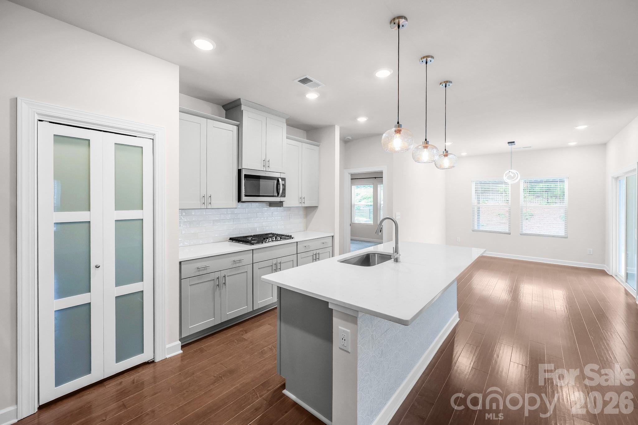 Photo 13 of 6407 Barcelona Way, Charlotte, NC