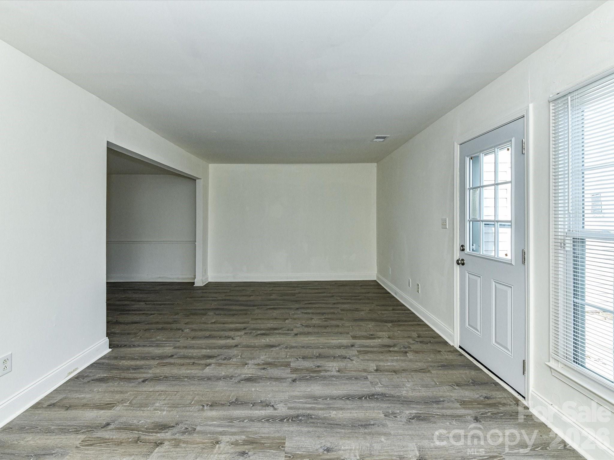 Photo 9 of 8322 Knights Bridge Road, Charlotte, NC