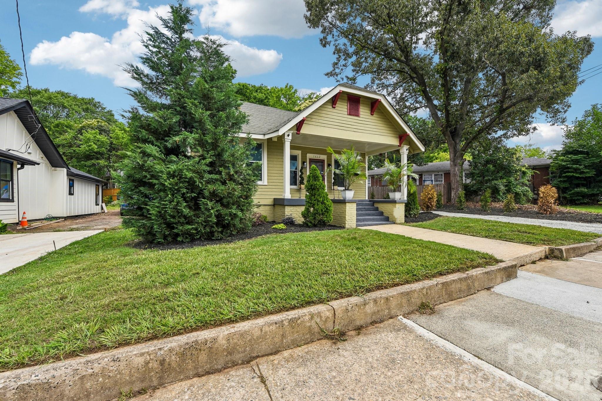 Photo 4 of 1612 S Tryon Street, Charlotte, NC