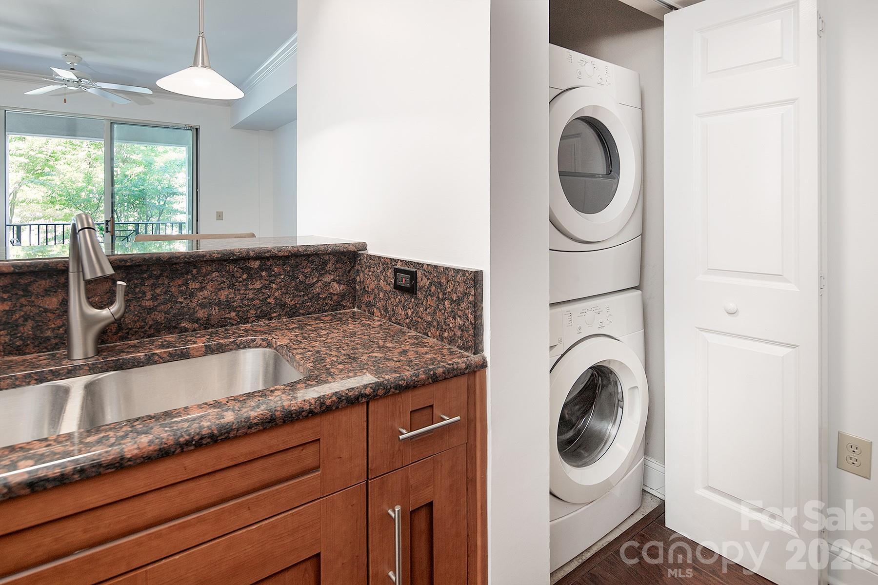 Photo 9 of 300 W 5th Street W204, Charlotte, NC