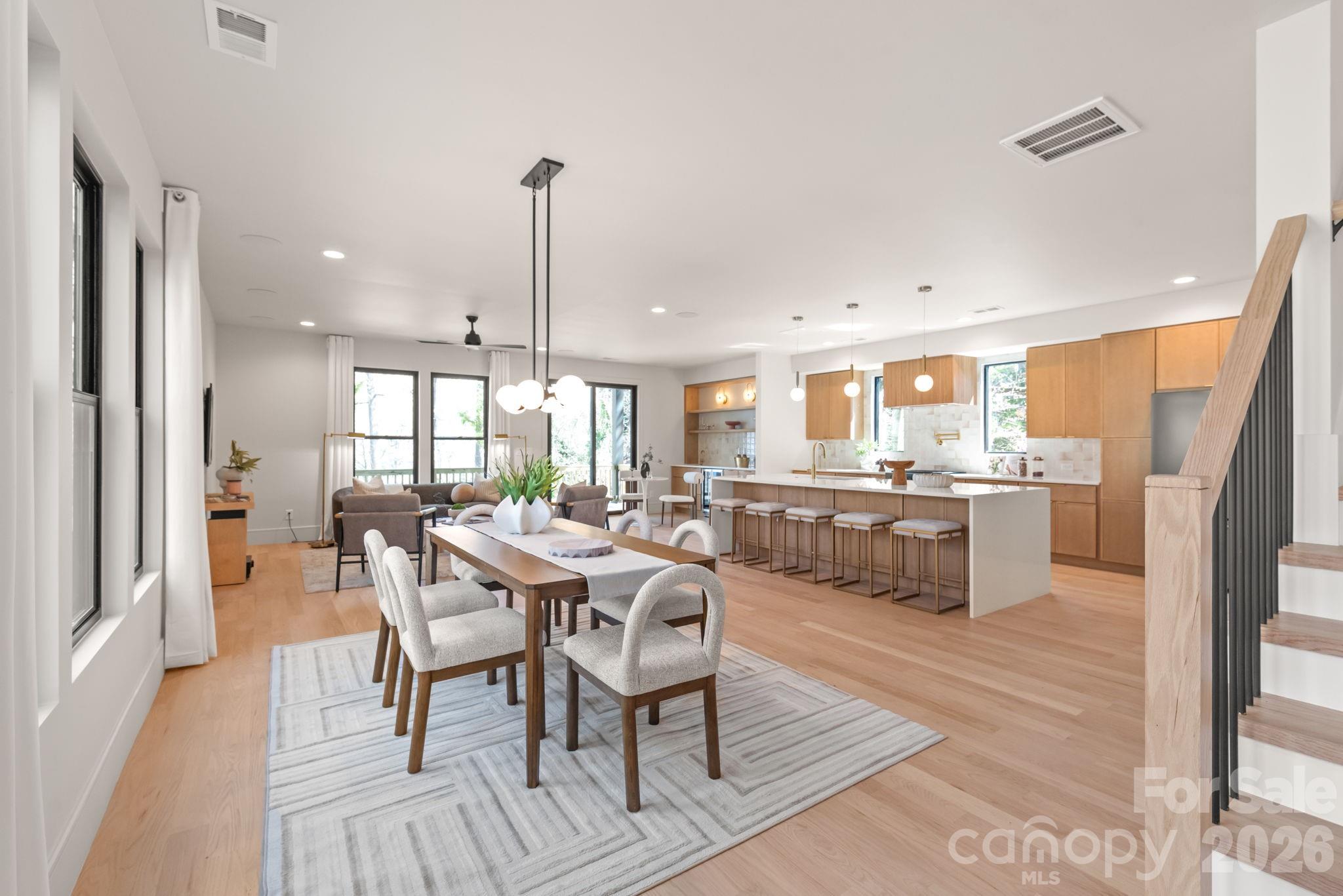 Photo 4 of 1814 Logie Avenue, Charlotte, NC