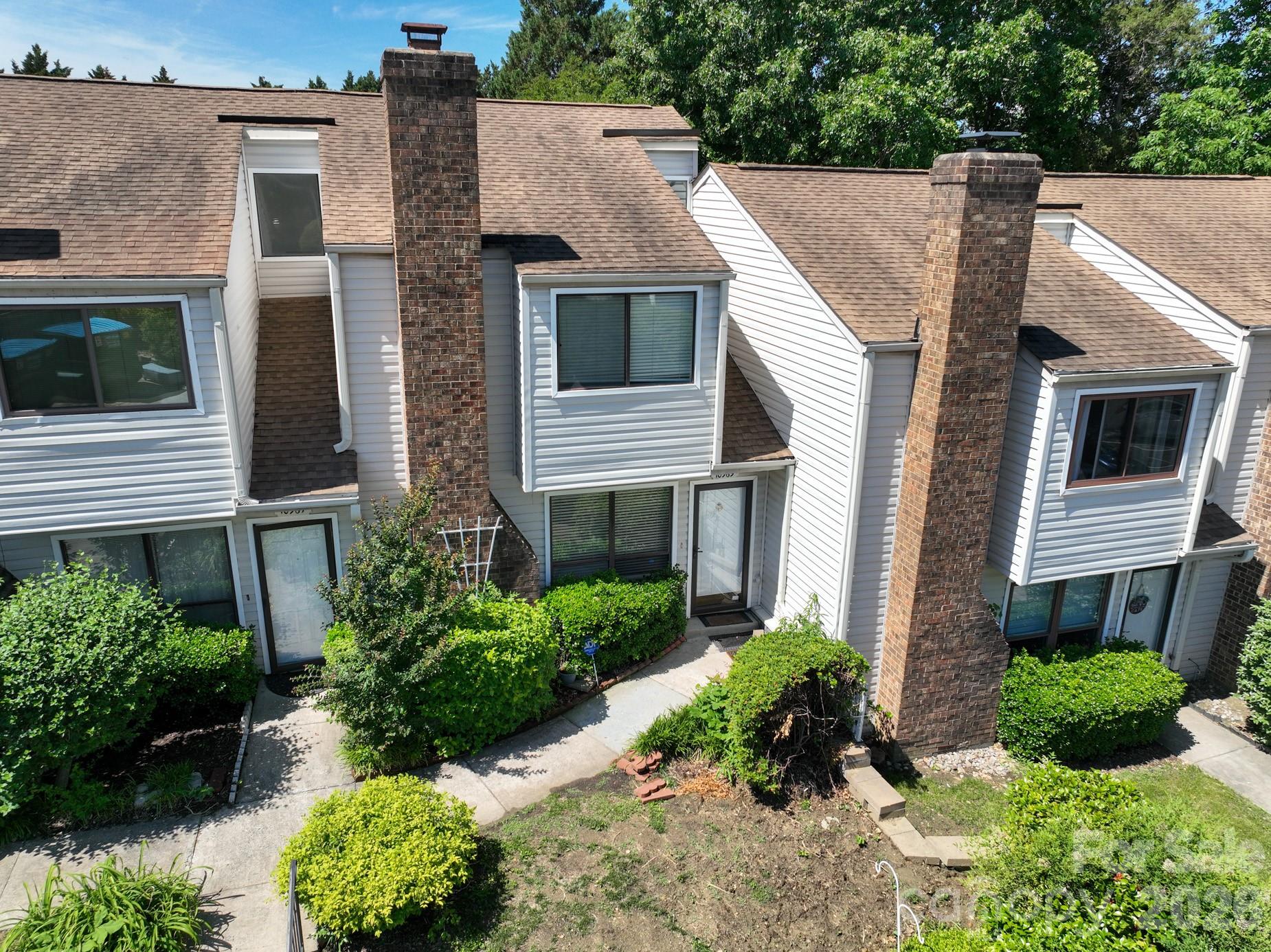 Photo 4 of 10969 Carmel Crossing Road, Charlotte, NC