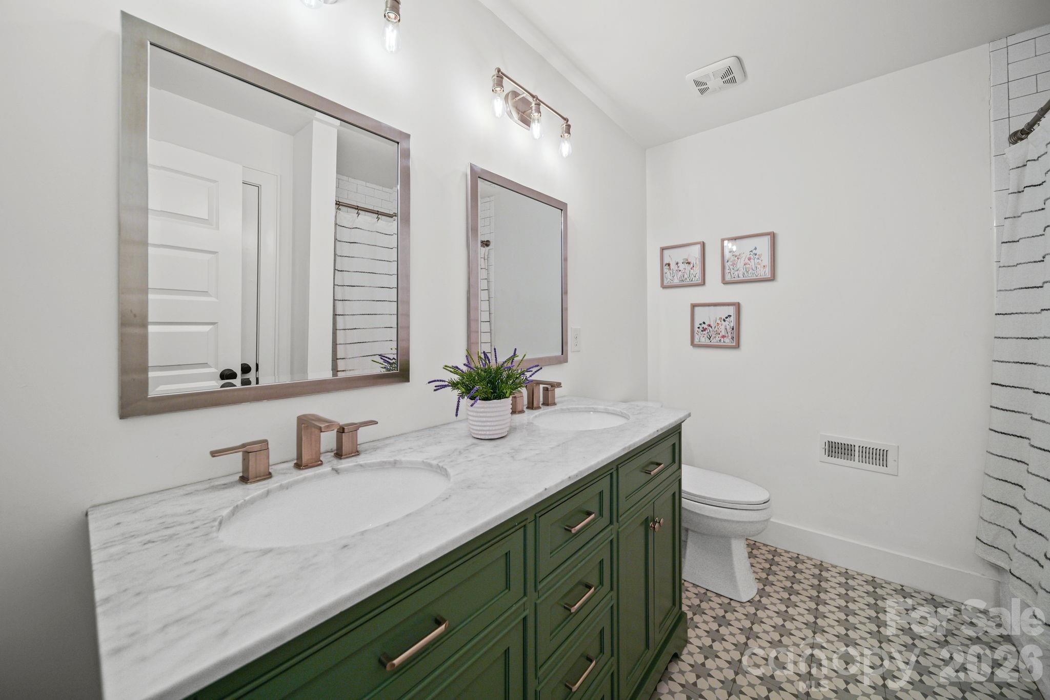 1716 Merriman Avenue, Charlotte, NC - photo 23 of 34