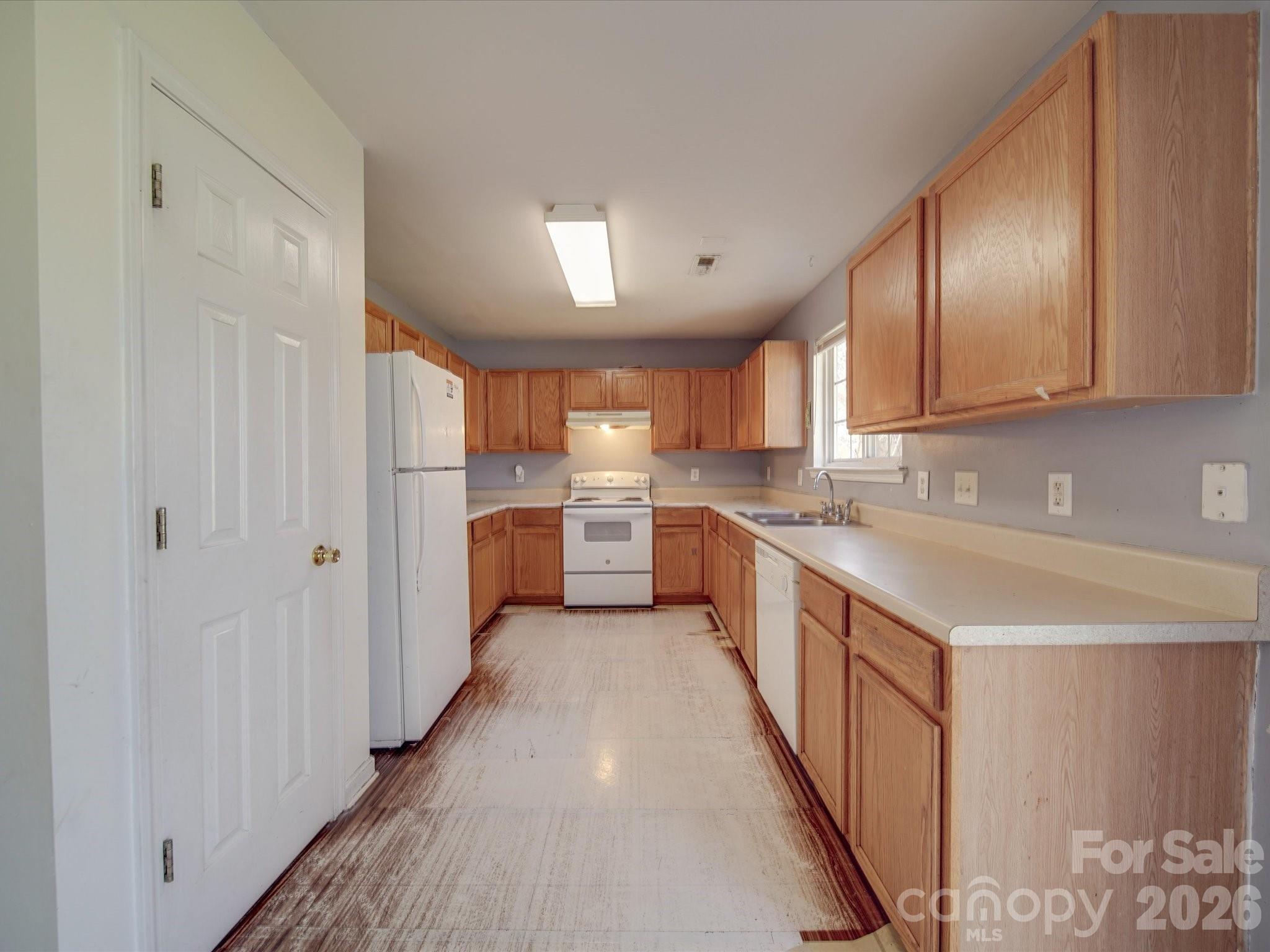 Photo 16 of 5414 Peachwood Drive, Charlotte, NC