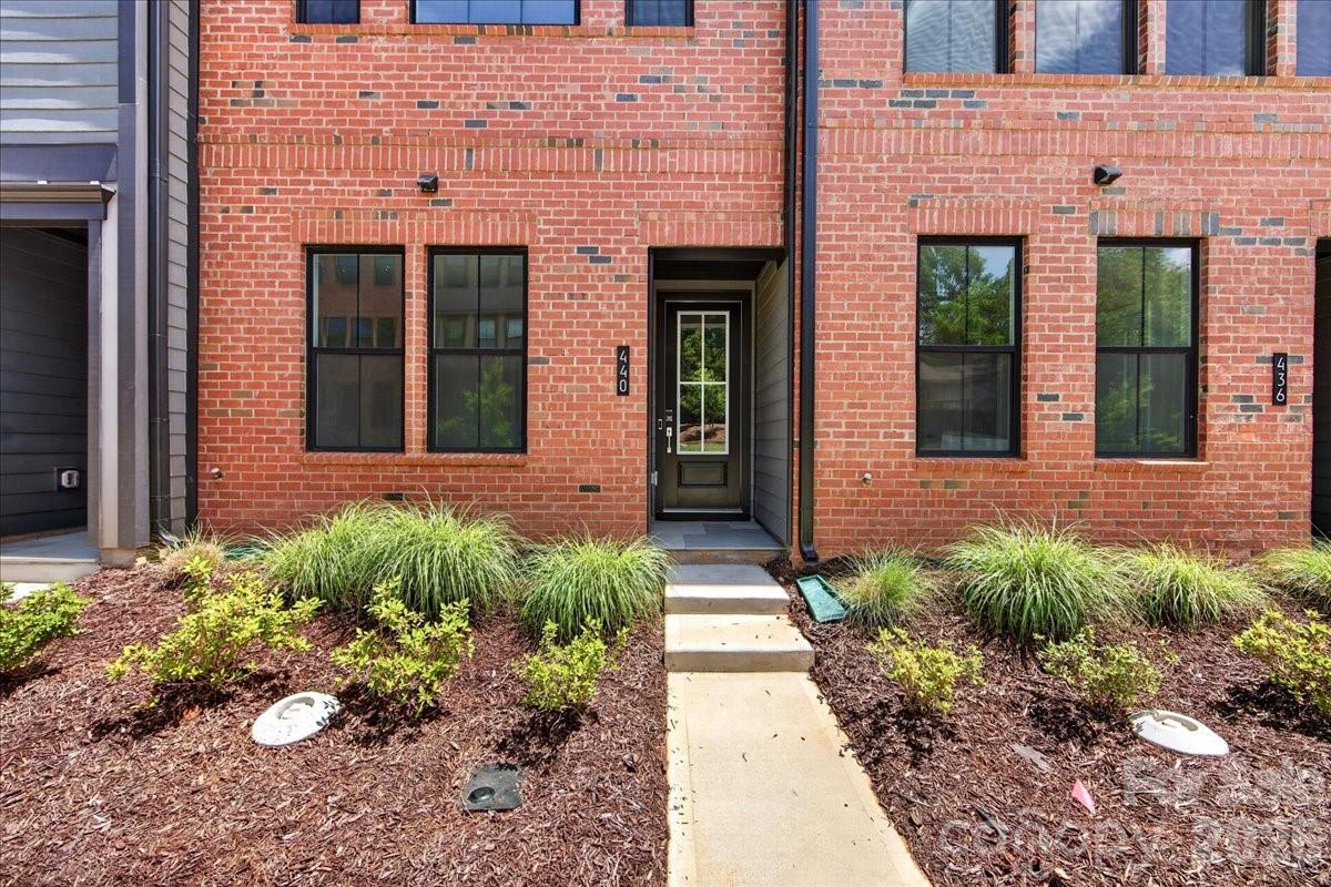 440 Old Town Village Road, Waxhaw, NC - photo 2 of 36