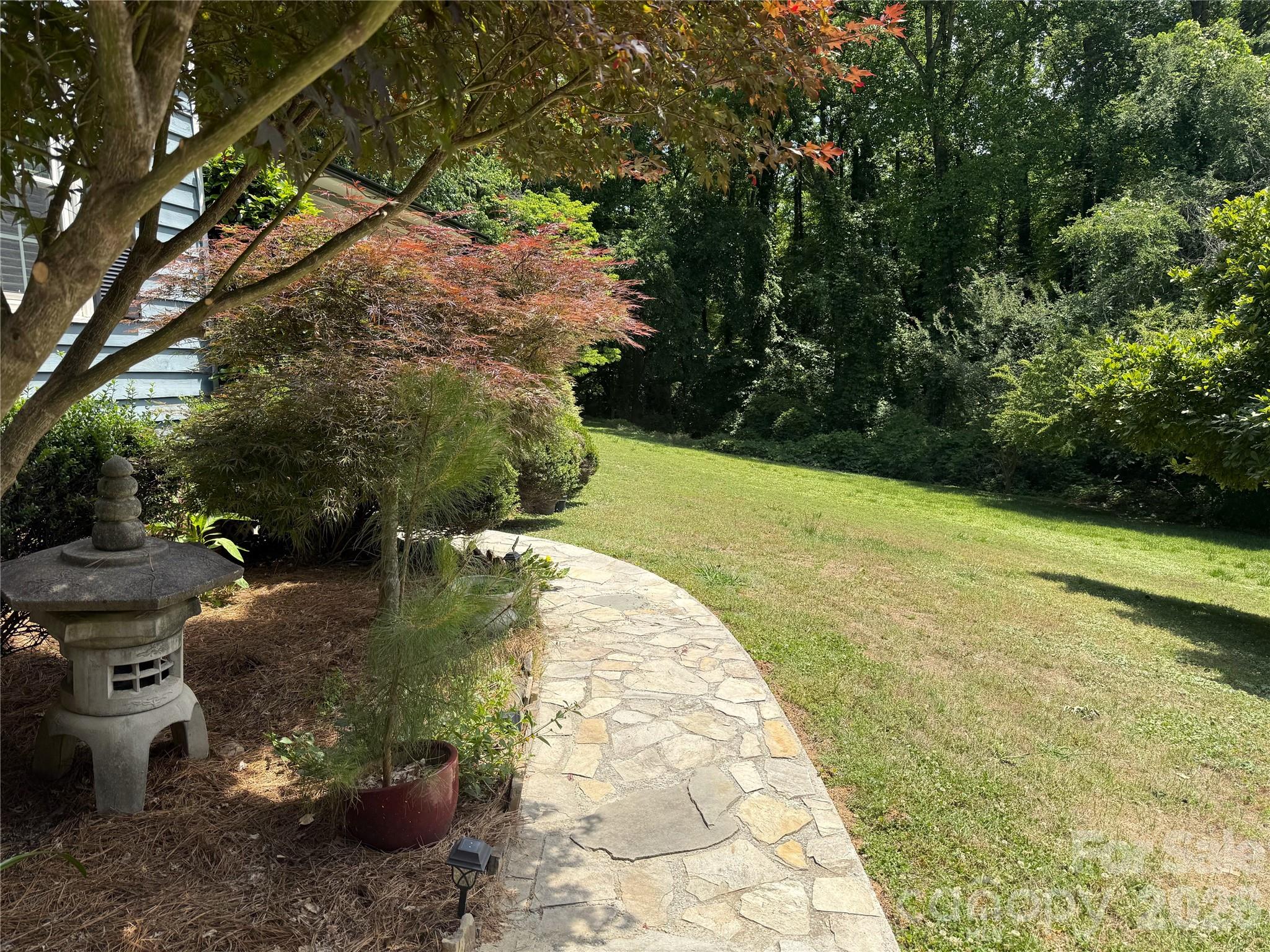 Photo 3 of 2600 Lakewood Drive, Gastonia, NC