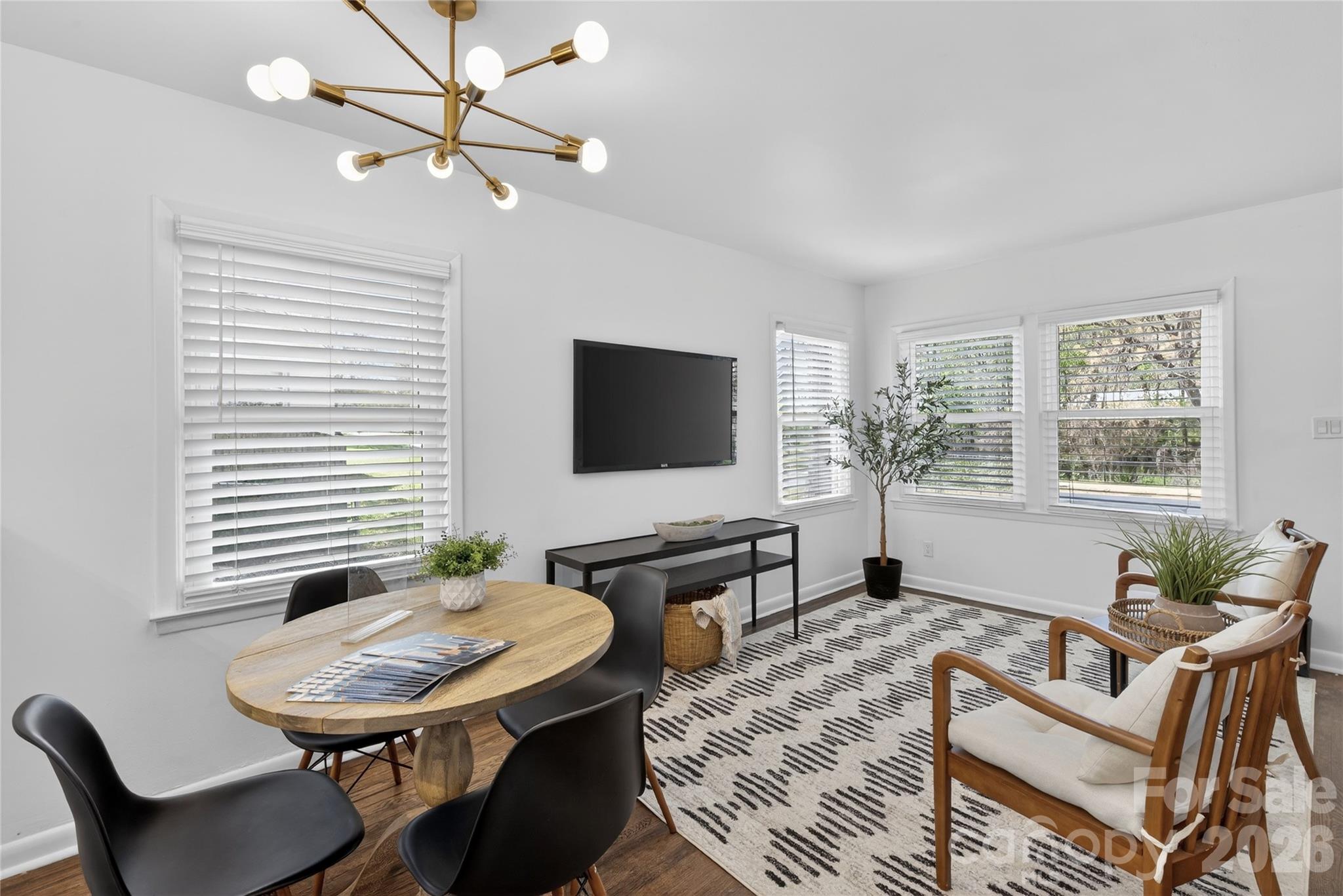Photo 10 of 5412 Milhaven Lane, Charlotte, NC