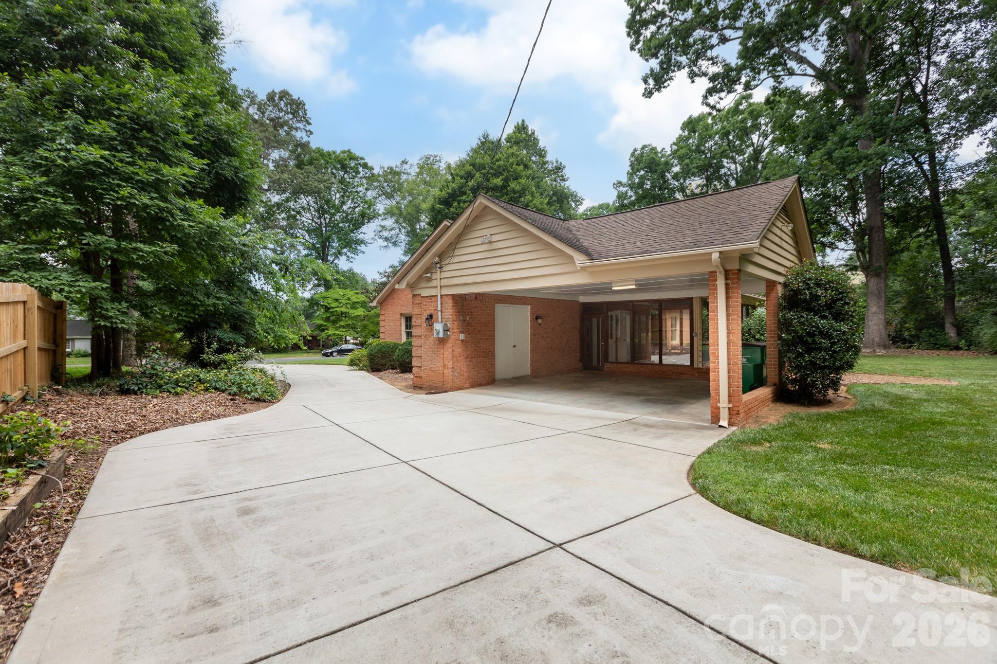Photo 43 of 5511 Robinhood Road, Charlotte, NC