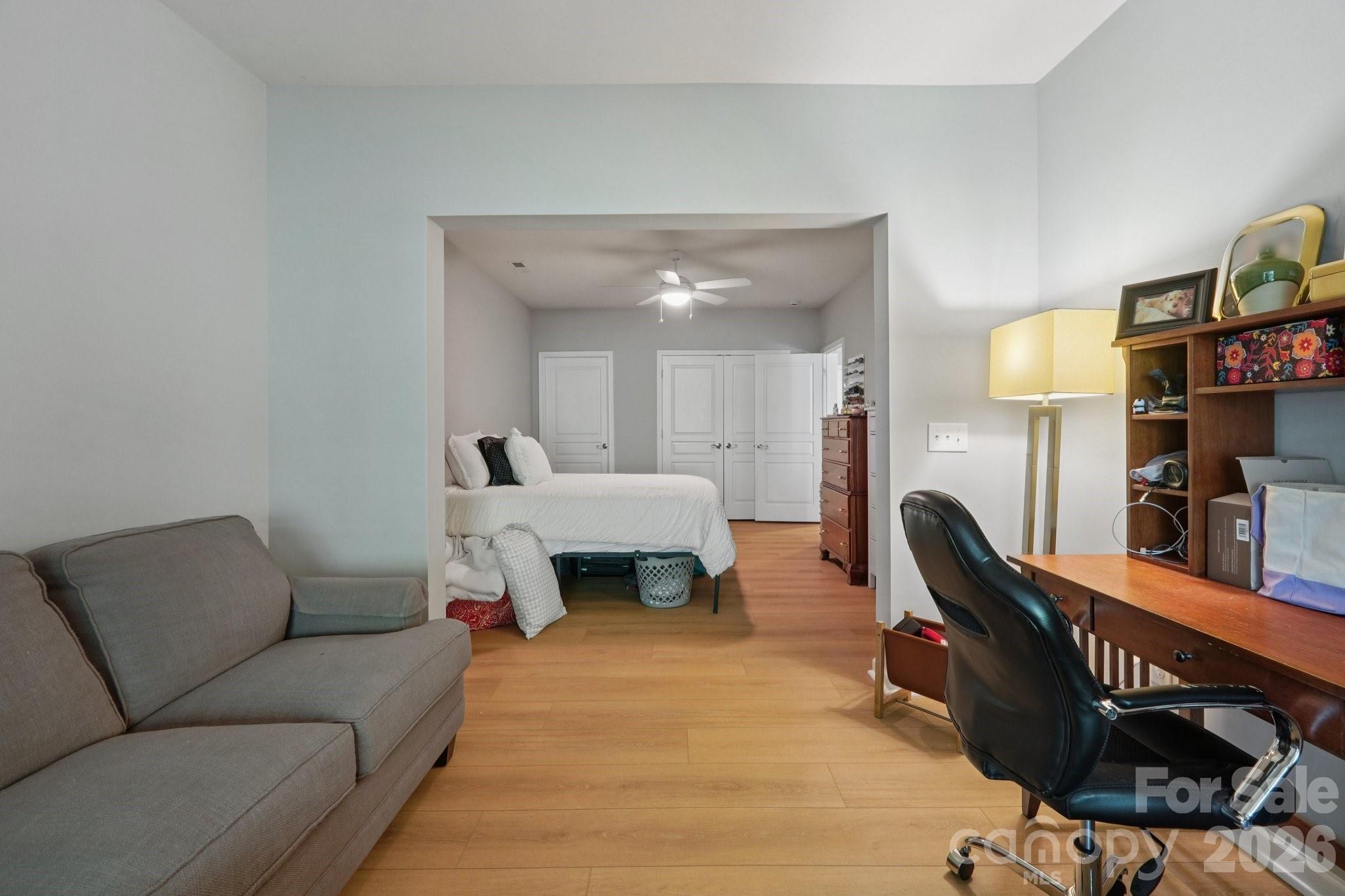 Photo 39 of 4818 Fonthill Lane, Charlotte, NC
