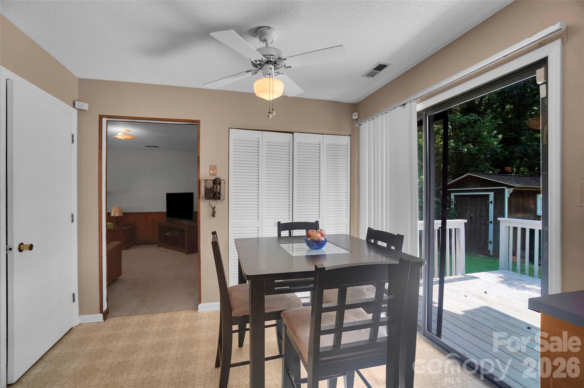 Photo 11 of 900 Highland Mist Lane, Charlotte, NC