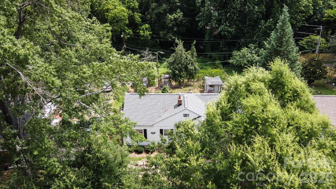 Photo 10 of 909 Drummond Avenue, Charlotte, NC
