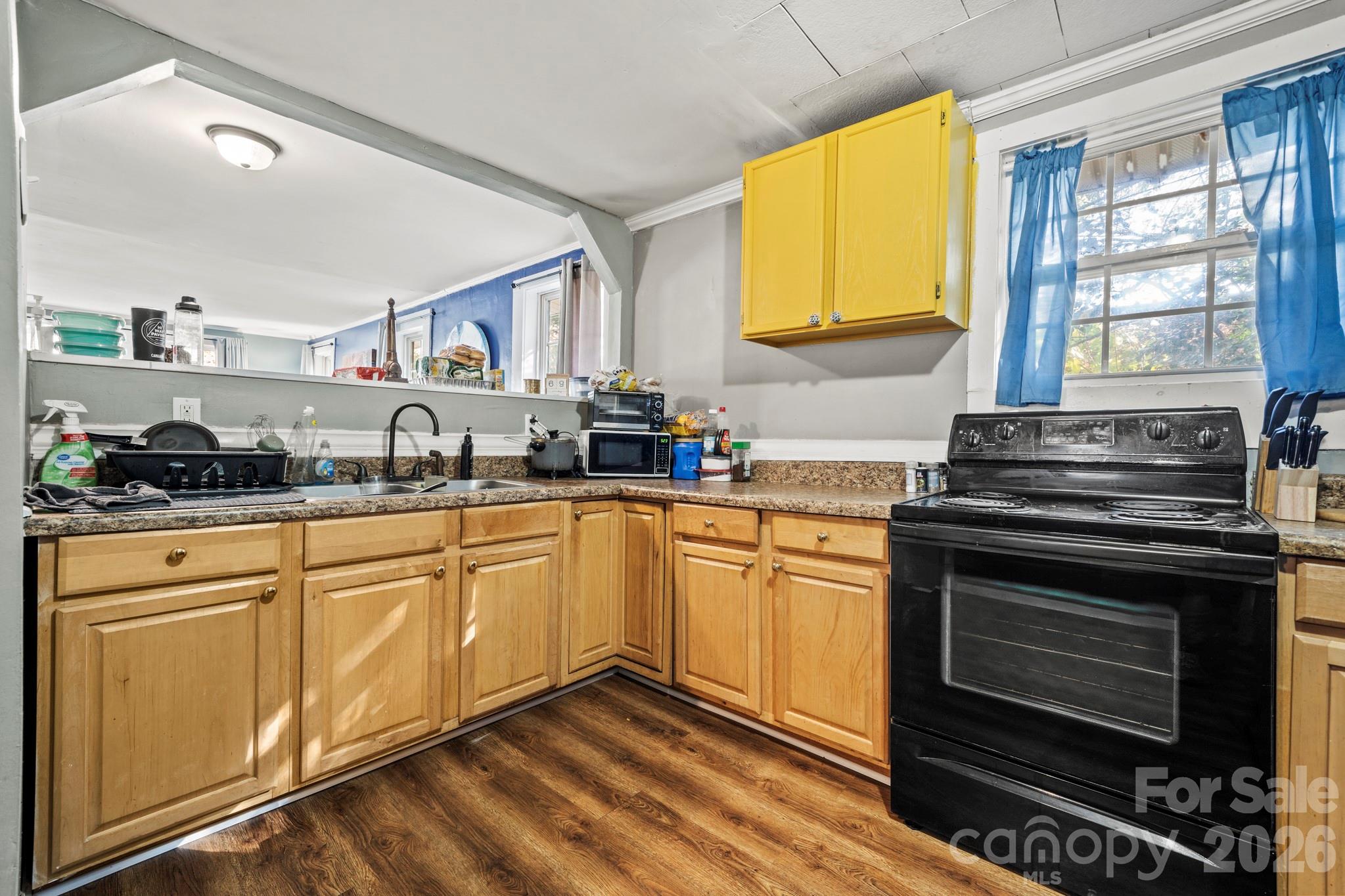 Photo 7 of 933 Rowan Street, Charlotte, NC