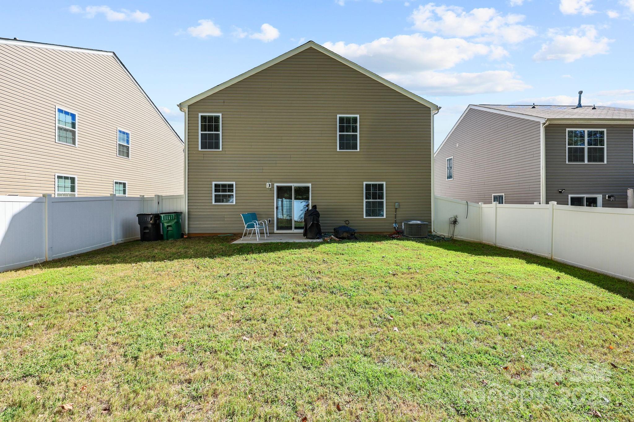 Photo 31 of 5433 Tumbling Brook Lane, Charlotte, NC