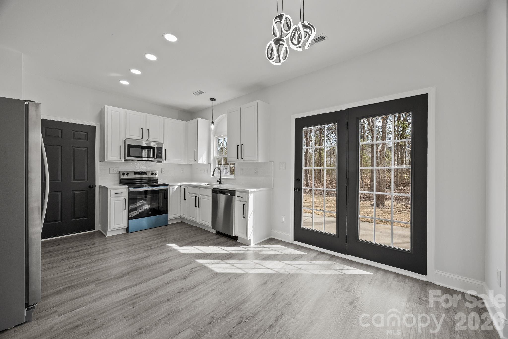 3804 Lincoln Court, Indian Trail, NC - photo 6 of 45