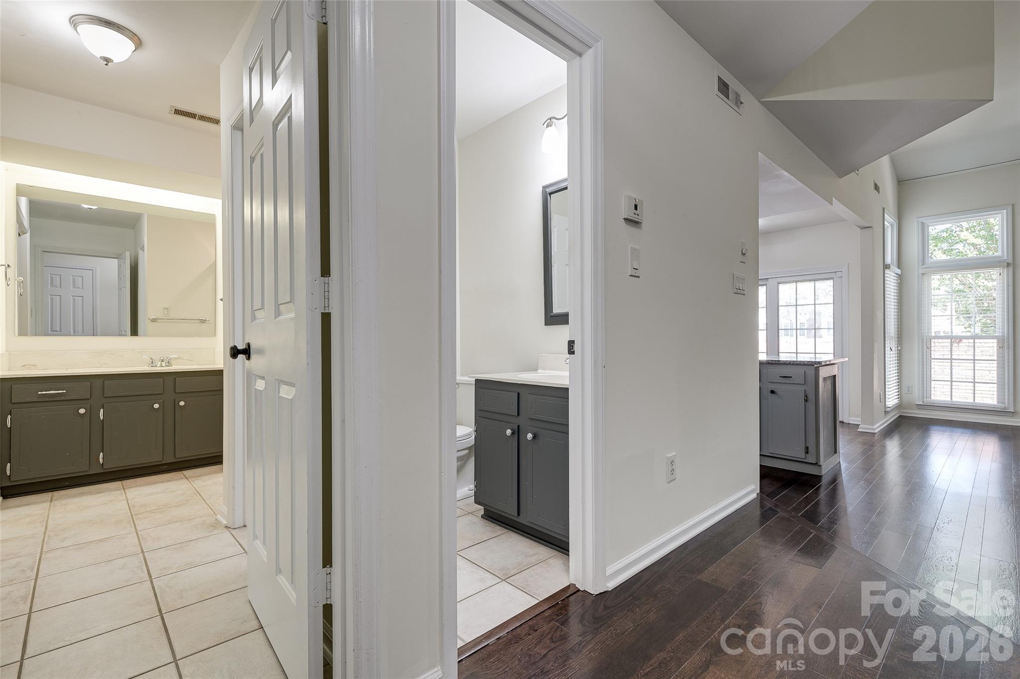 Photo 17 of 9235 N Vicksburg Park Court, Charlotte, NC