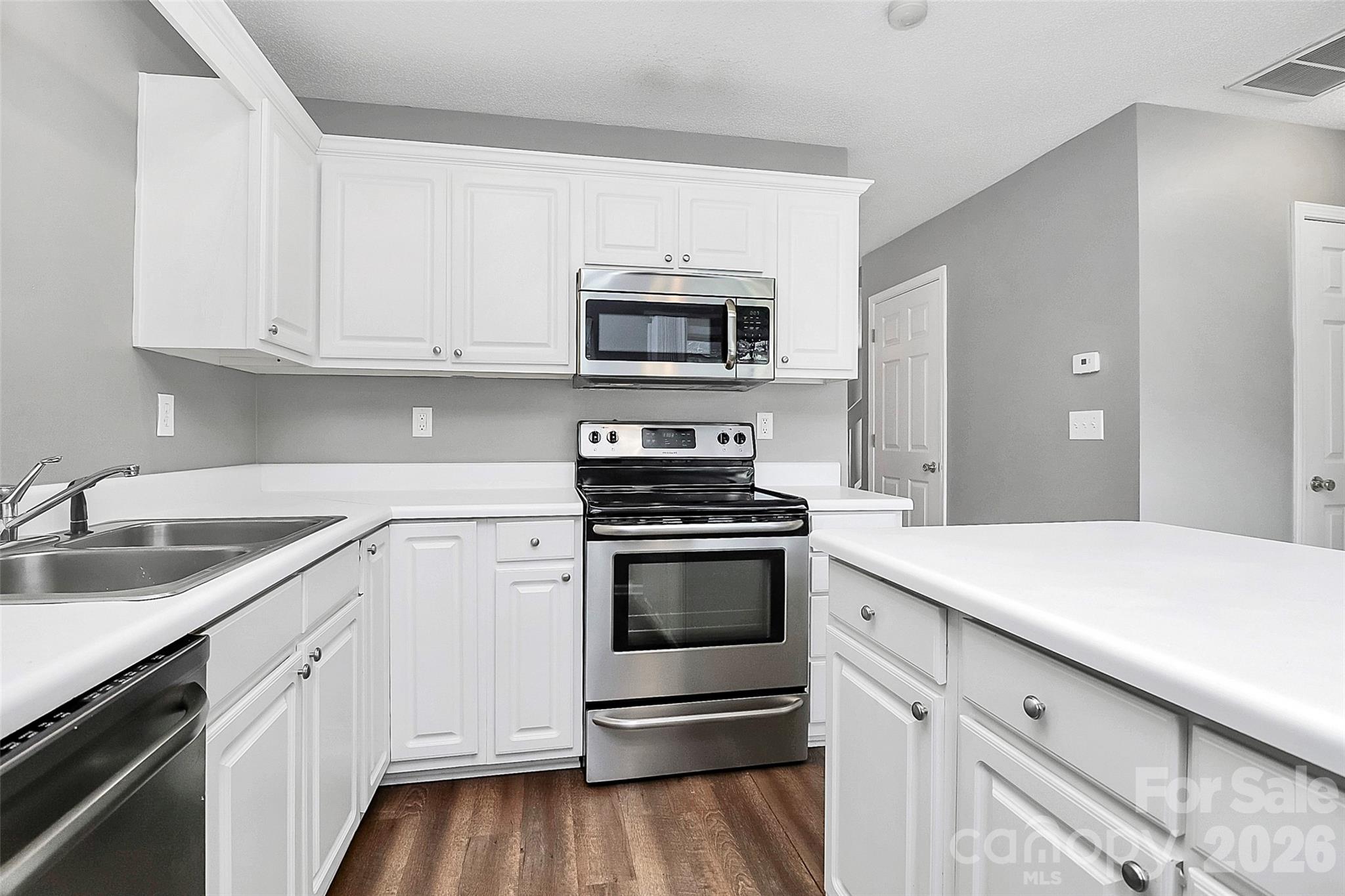 Photo 16 of 10739 Holly Ridge Boulevard, Charlotte, NC
