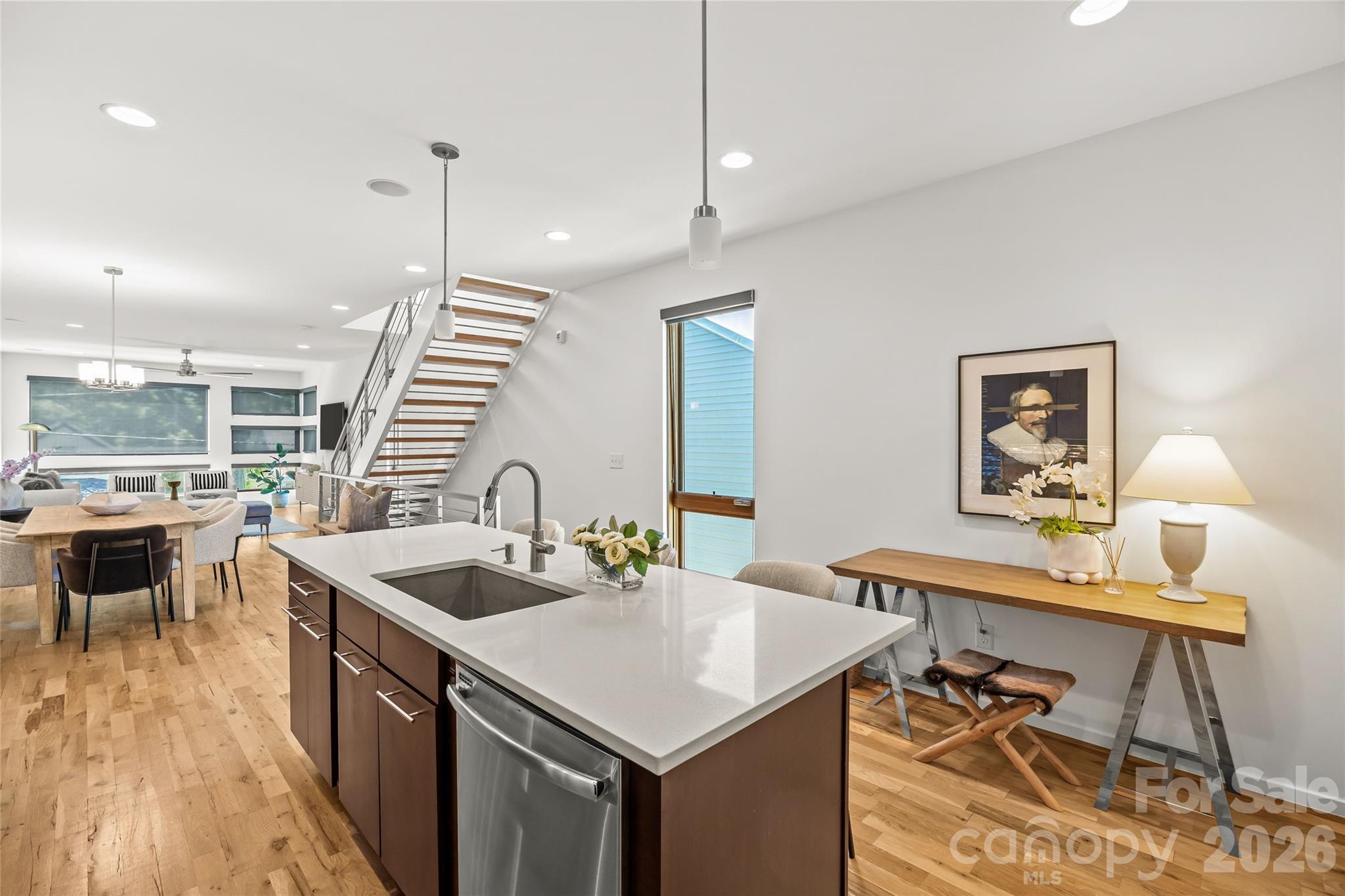 Photo 11 of 918 Greenleaf AvenueA, Charlotte, NC