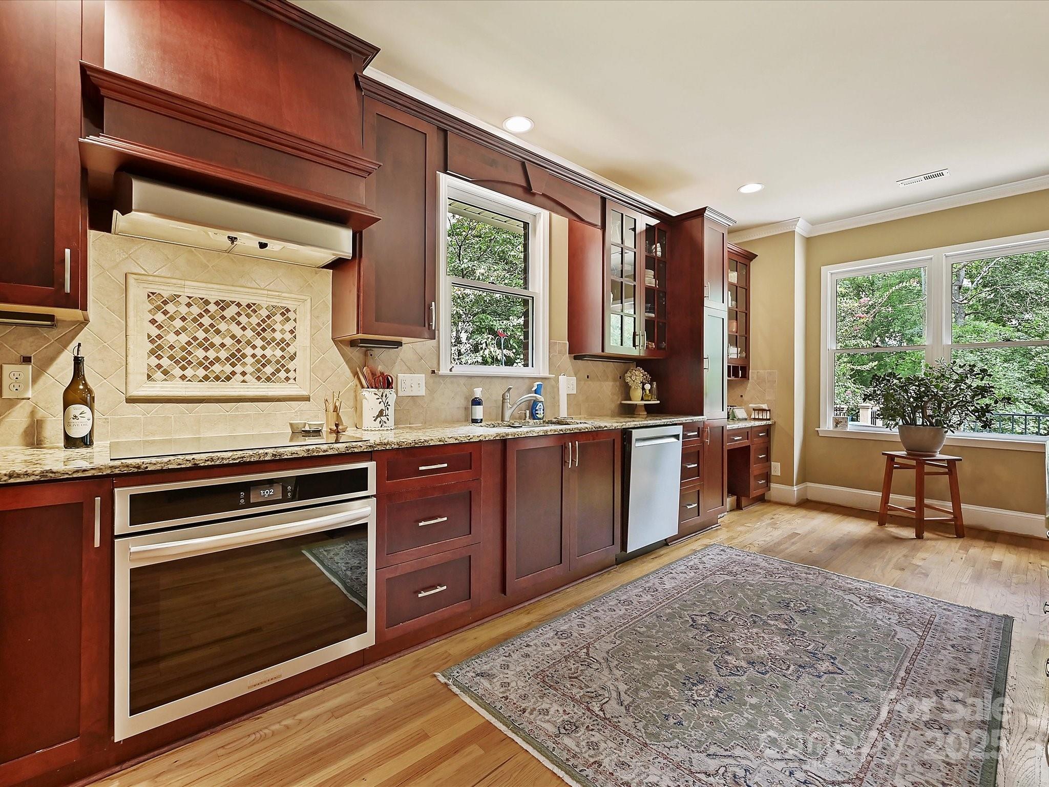Photo 10 of 11902 Mountain Crest Circle, Charlotte, NC