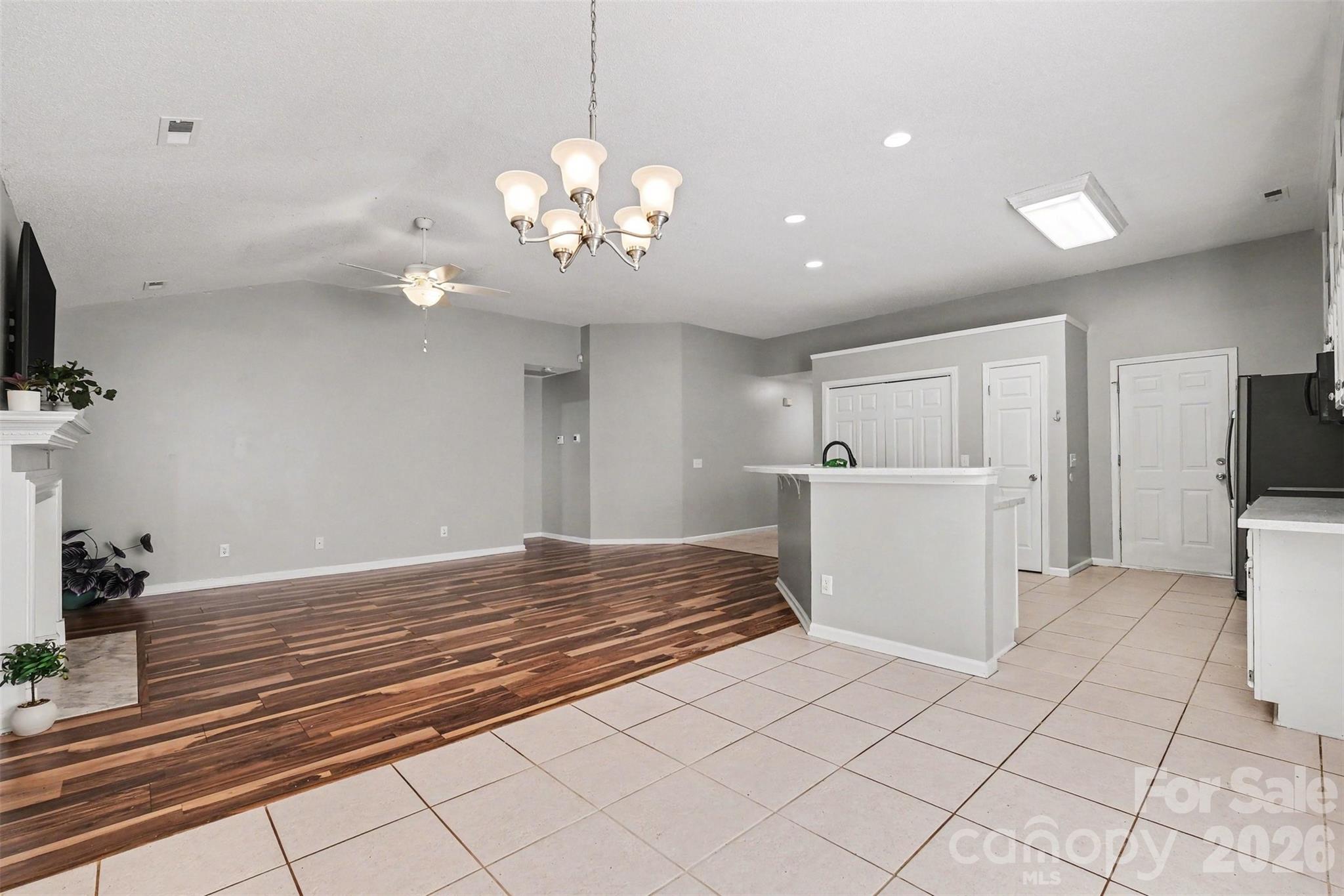 526 Carlisle Drive, Indian Trail, NC - photo 5 of 33