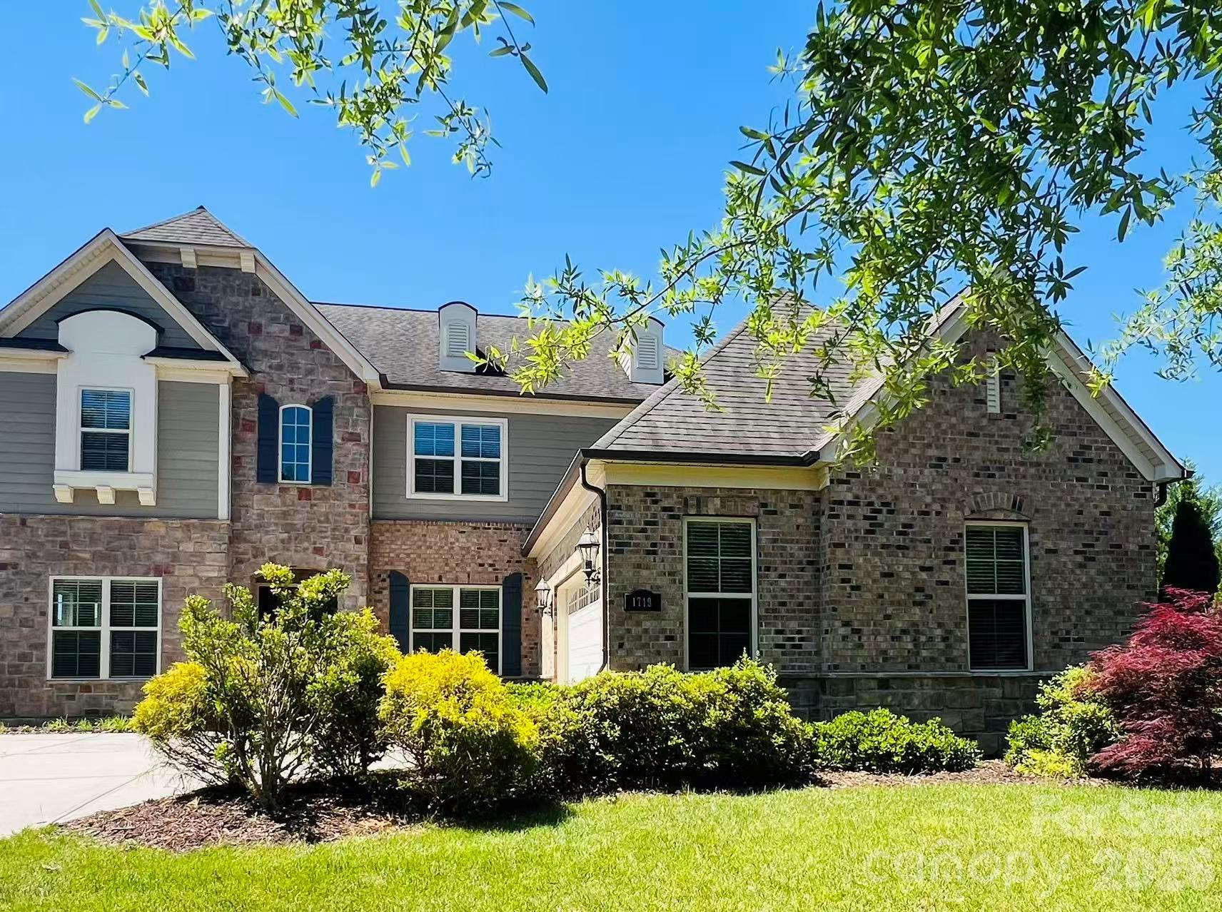 1719 Emory Oak Drive, Charlotte, NC