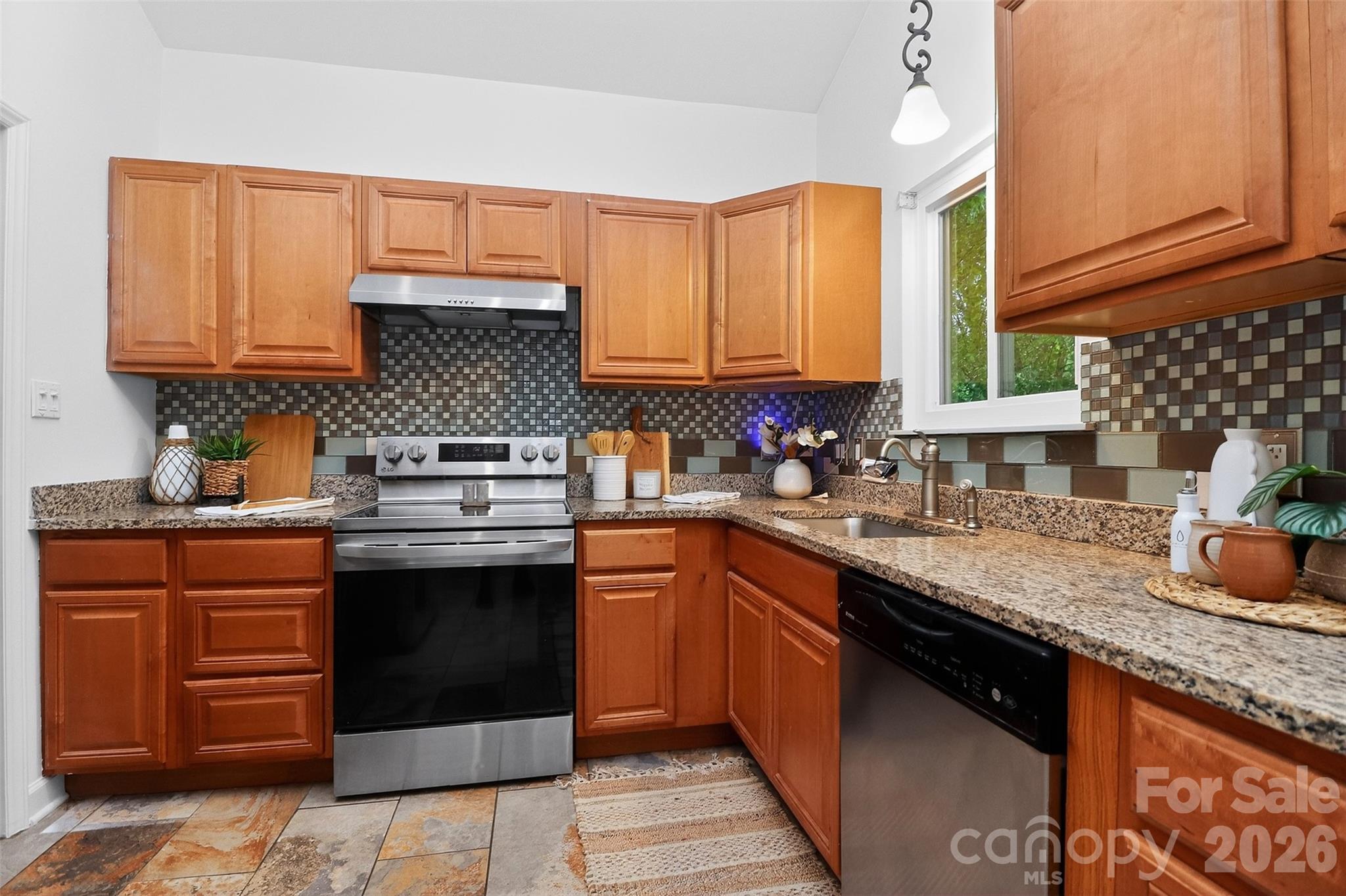12324 Terrick Court, Charlotte, NC - photo 9 of 40