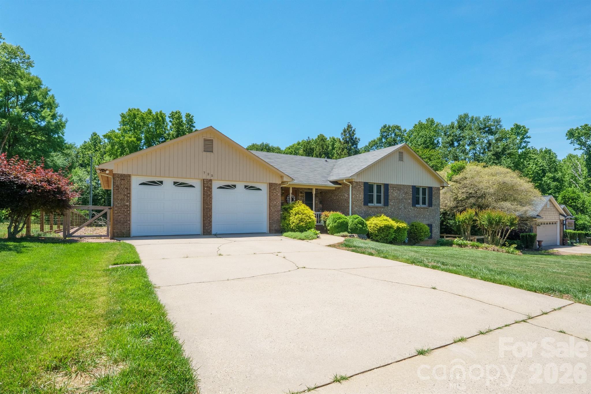 Photo 3 of 725 Sunridge Drive18, Lincolnton, NC