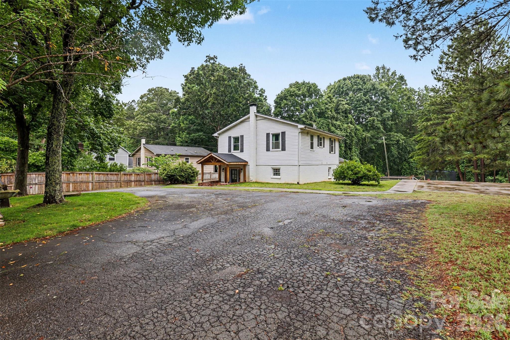 184 Canal Road, Belmont, NC - photo 5 of 39