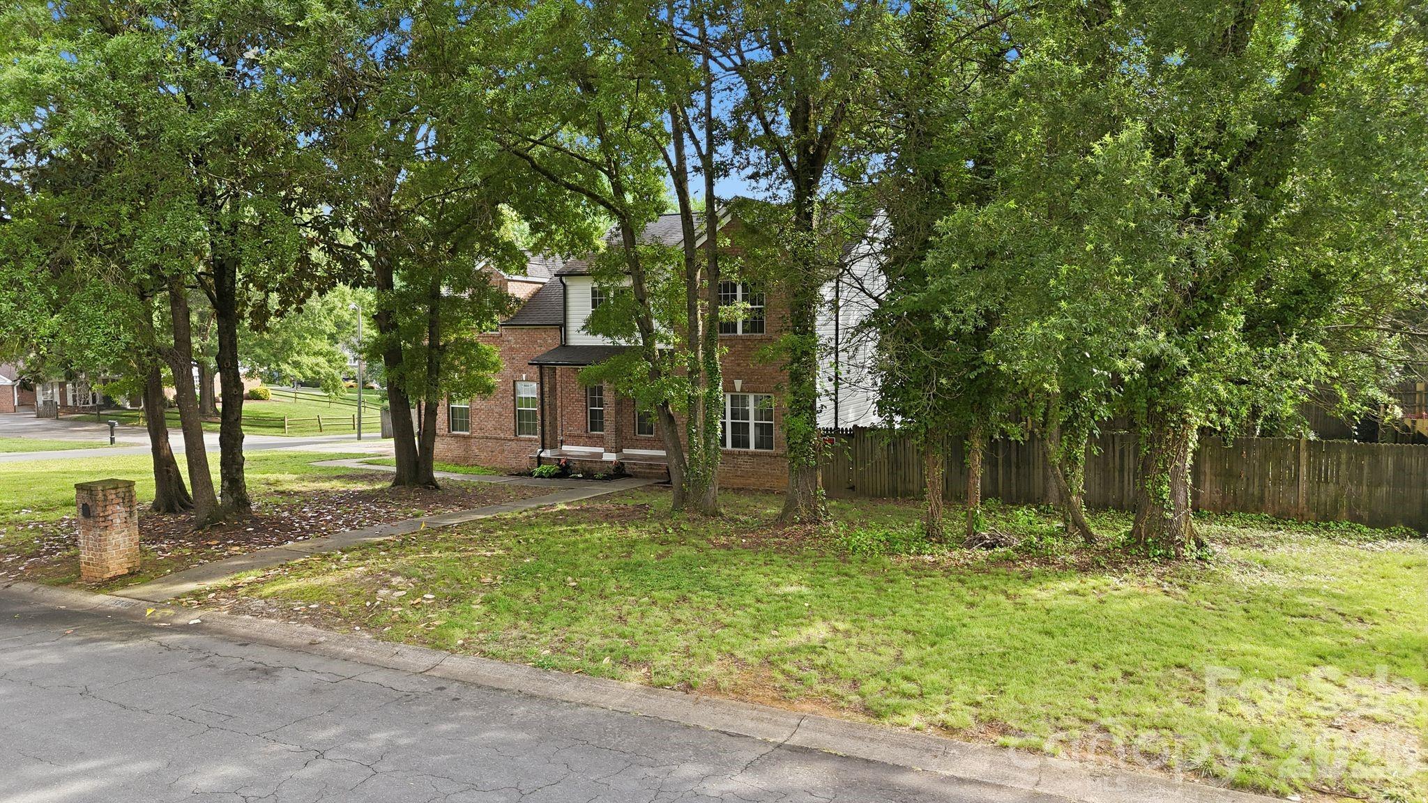 Photo 33 of 5846 Hanna Court, Charlotte, NC