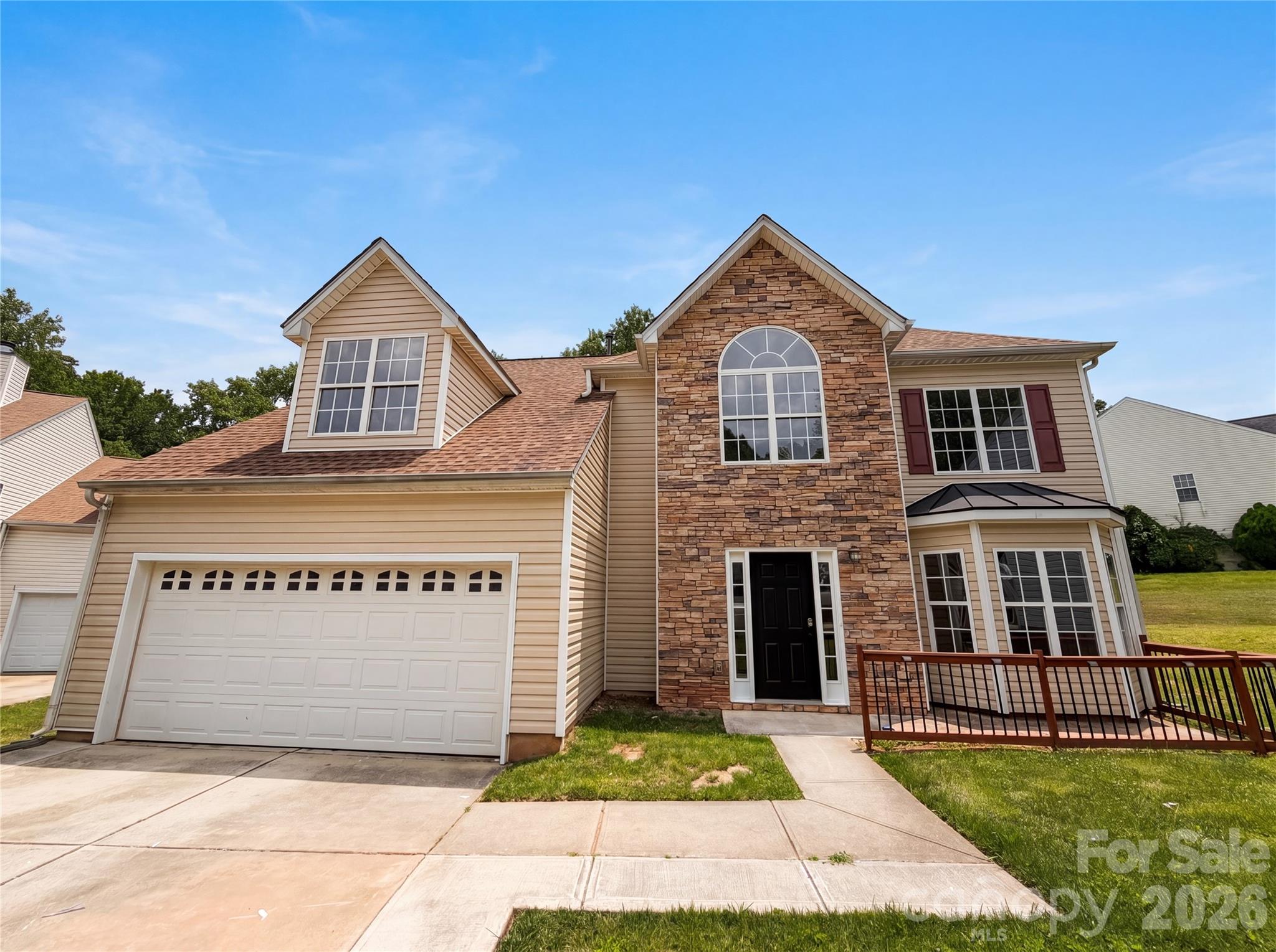 Home for sale at 4024 Fifendrum Lane, Charlotte, NC — photo 1 of 21