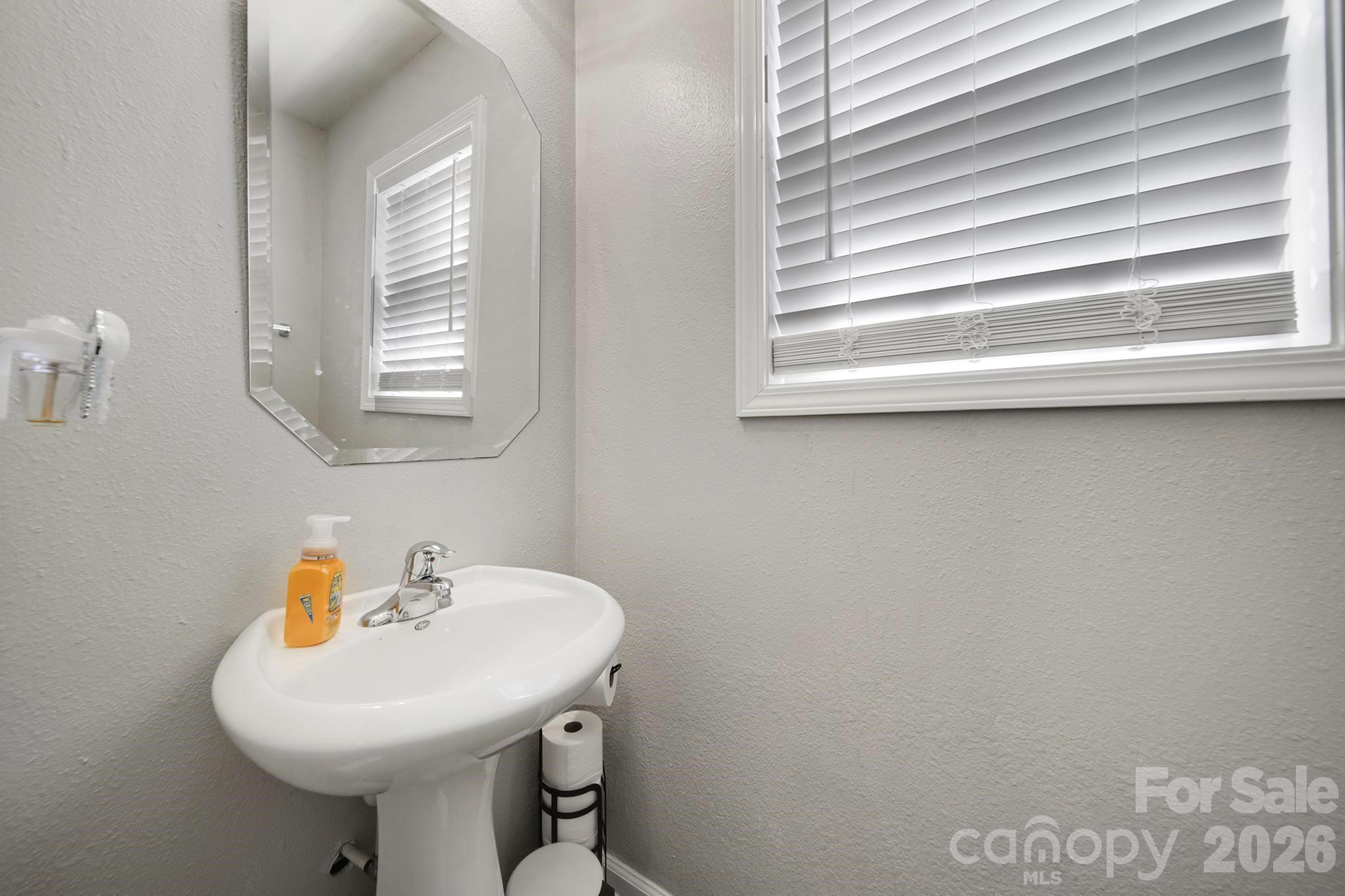 Photo 16 of 2604 Cochrane Drive, Charlotte, NC