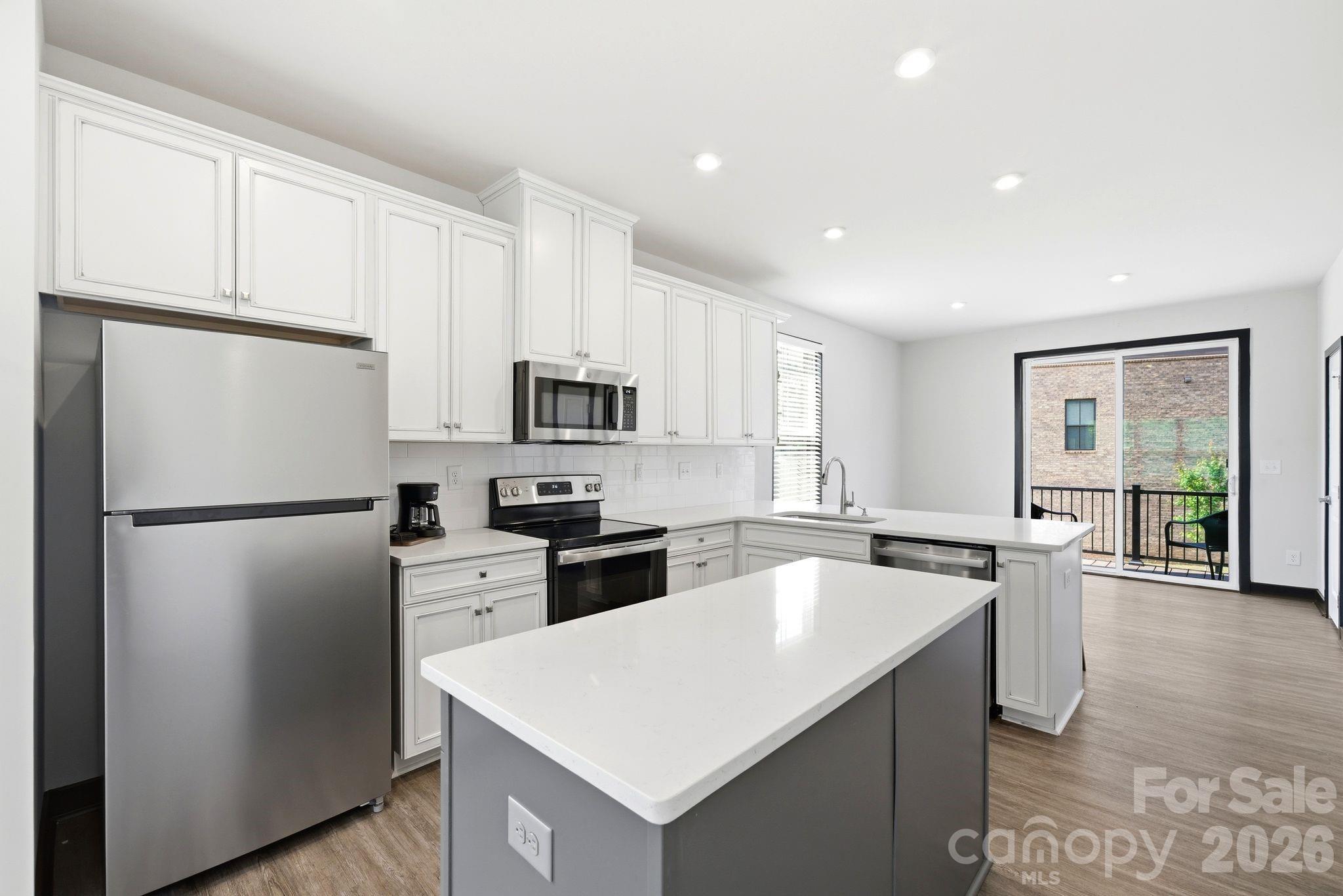Photo 9 of 804 Broad River Lane, Charlotte, NC