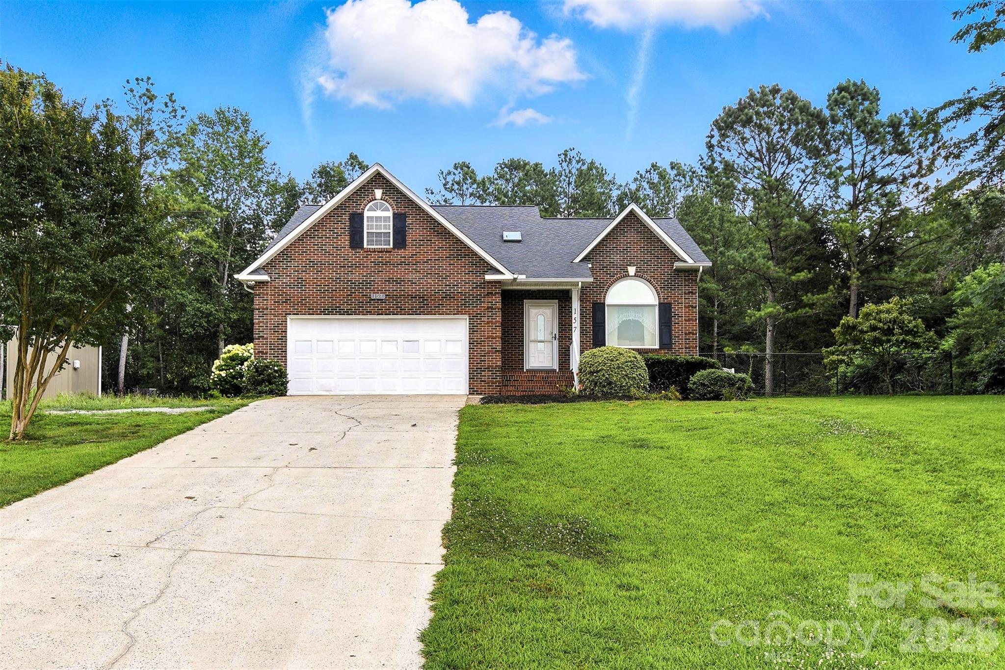Photo 4 of 157 Whittington Ridge Drive, Taylorsville, NC