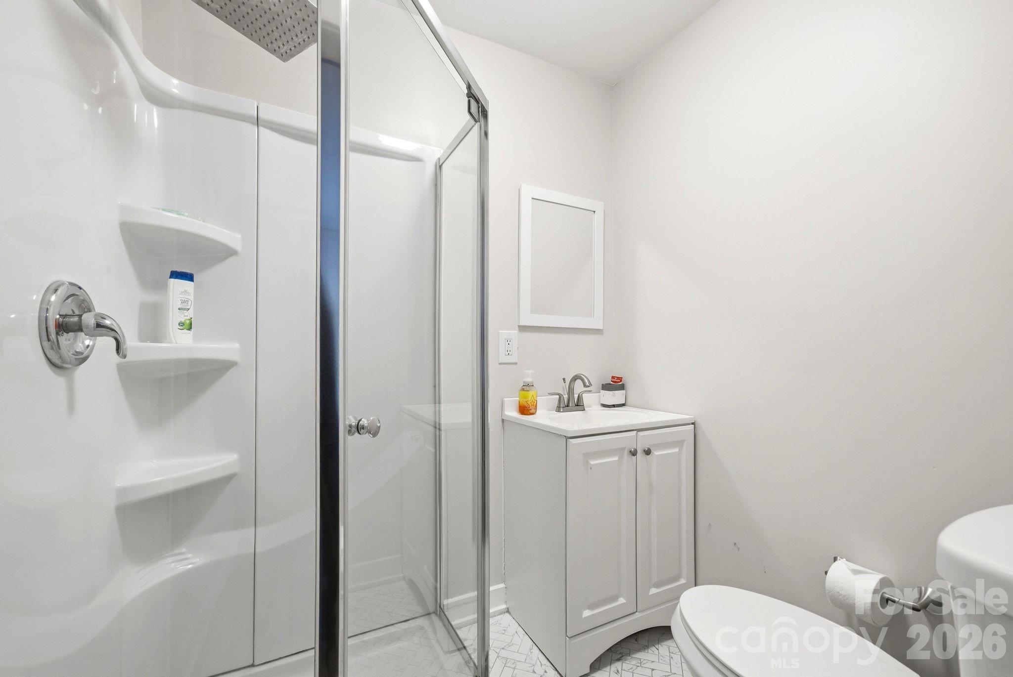 701 E Iowa Avenue, Bessemer City, NC - photo 13 of 42