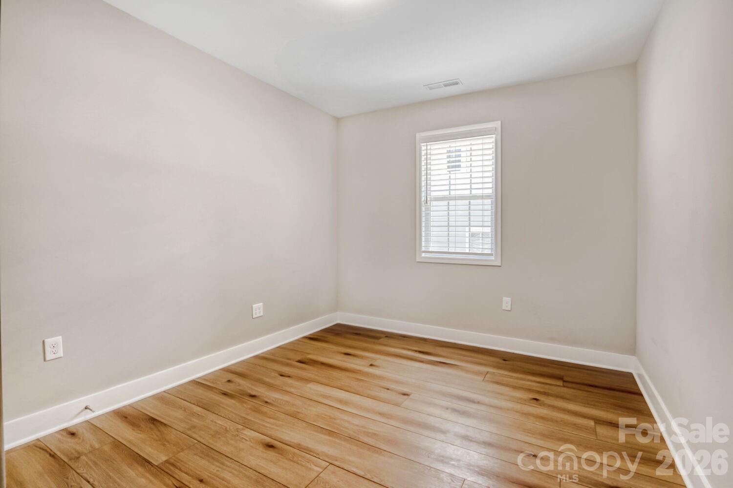 1521 Hawthorne Lane, Charlotte, NC - photo 16 of 30
