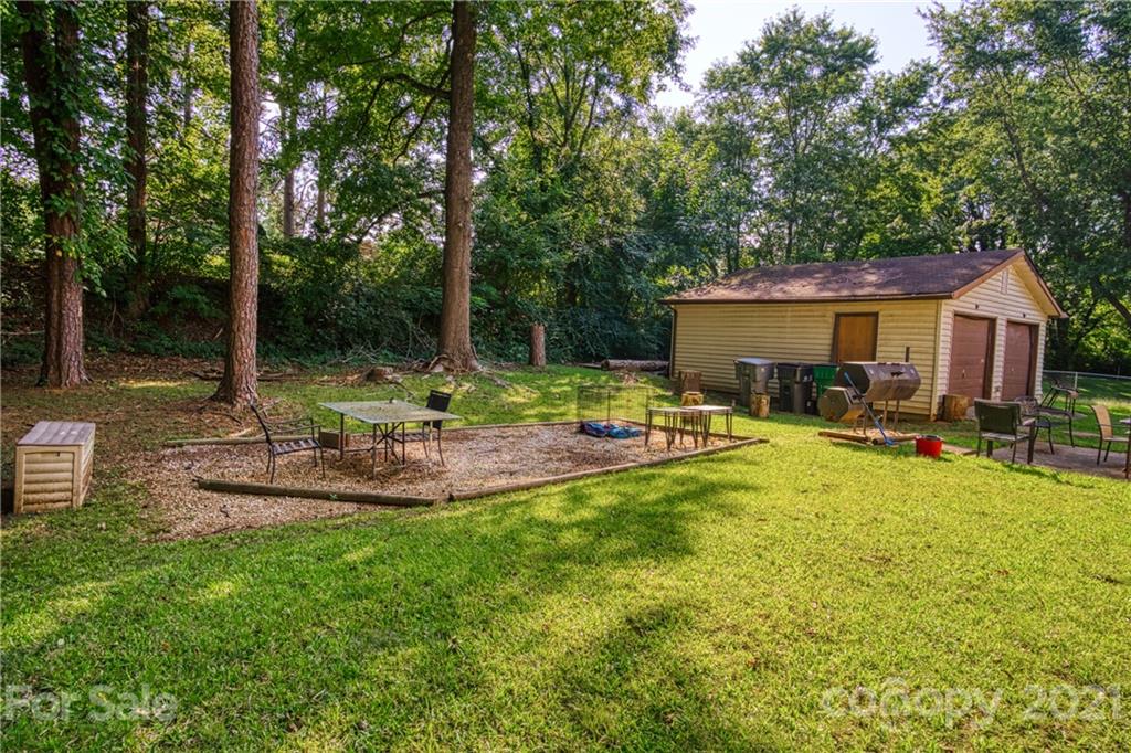 Photo 4 of 6222 Bonnybrook Lane, Charlotte, NC