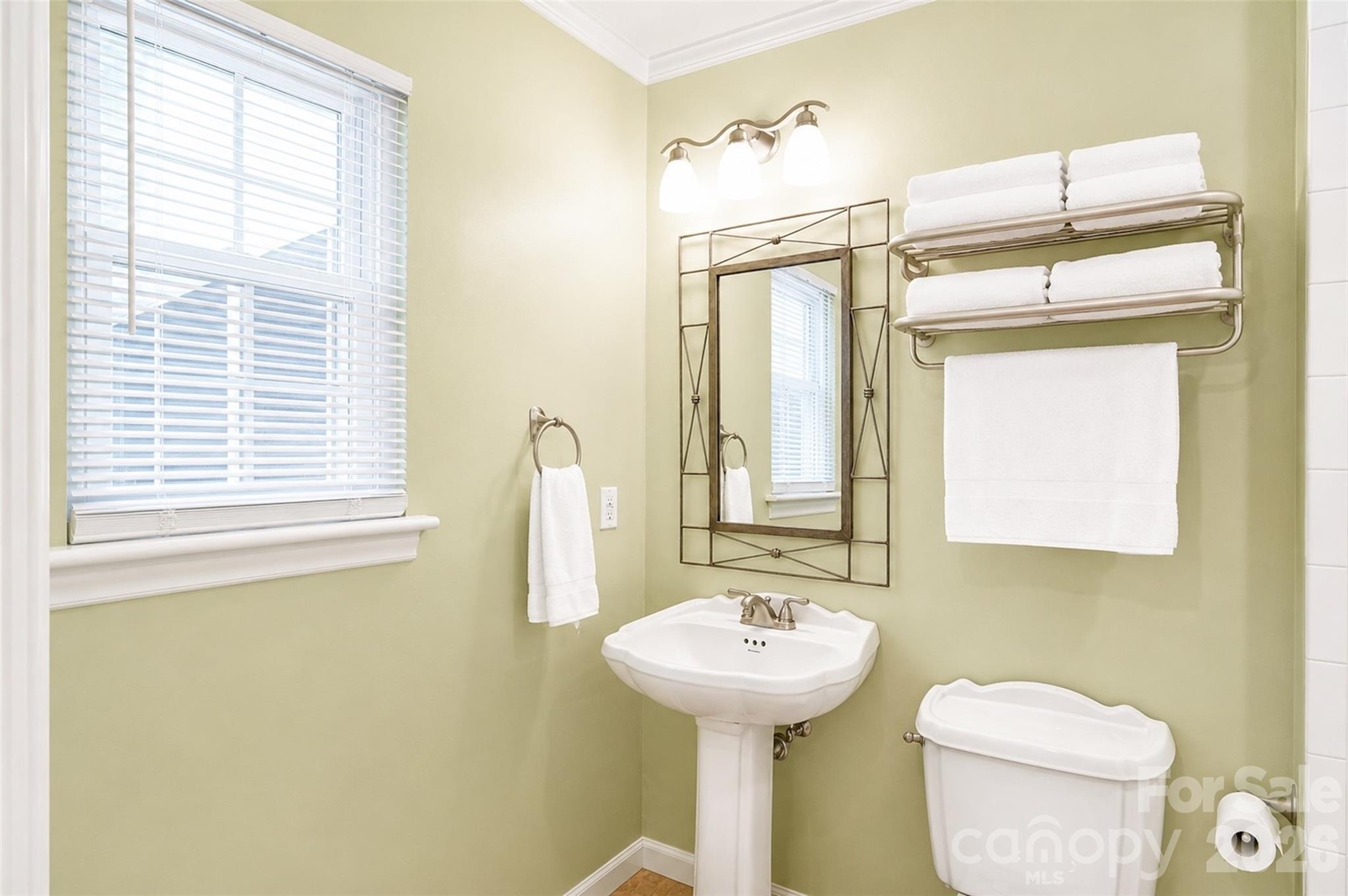 Photo 16 of 7904 Saddleview Court, Charlotte, NC