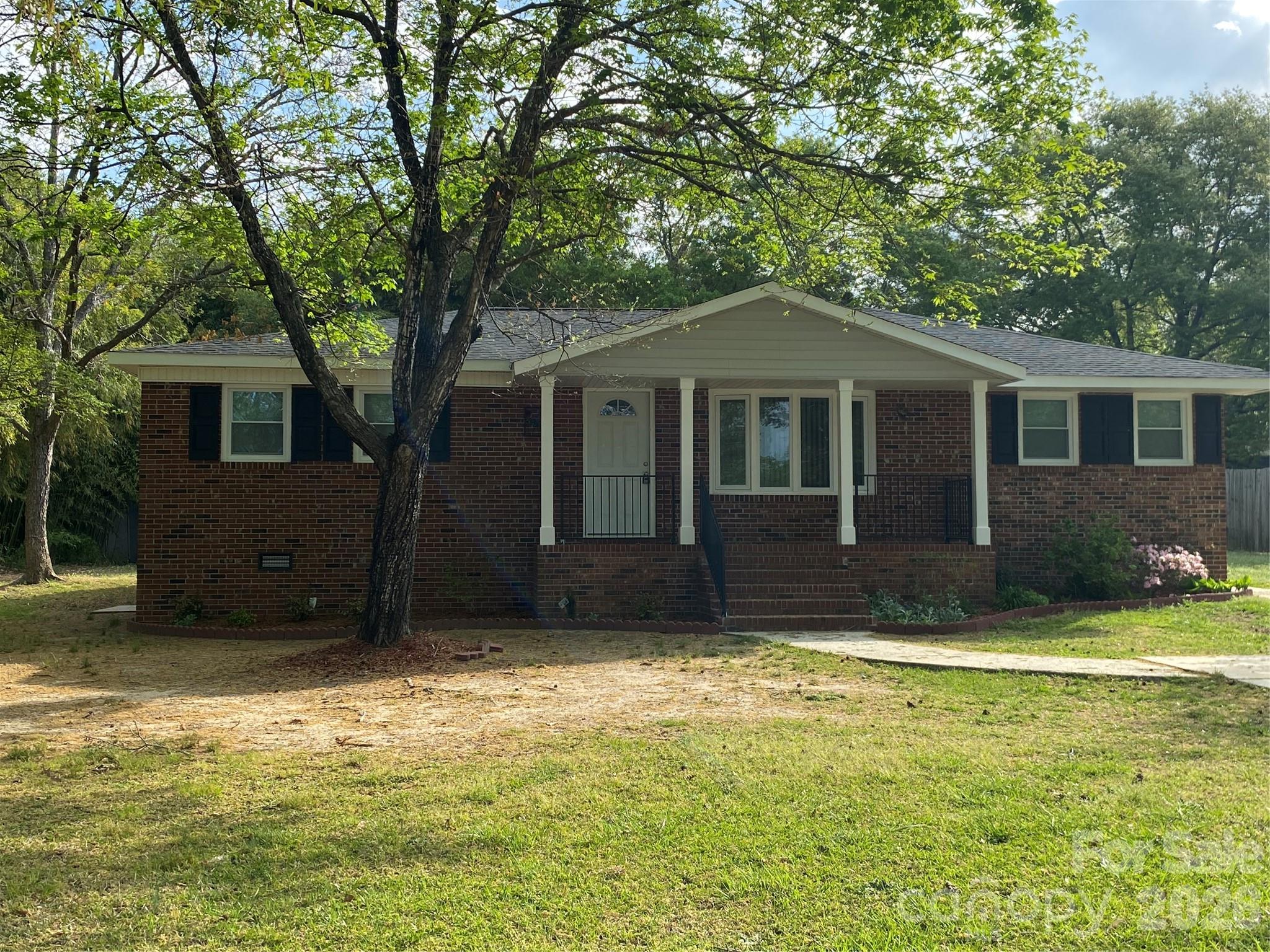 102 Mcdowell Street, Great Falls, SC - photo 13 of 49