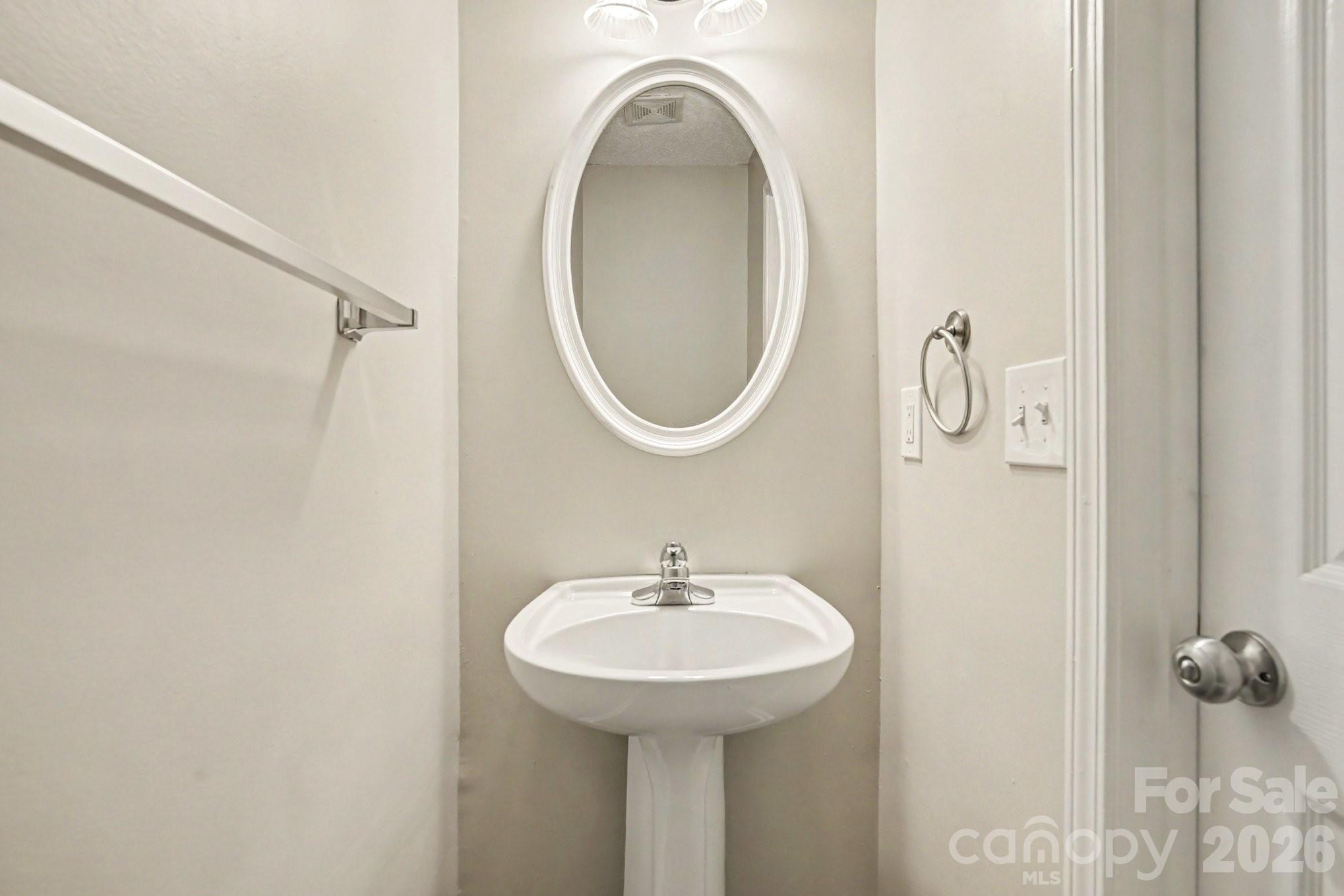 Photo 9 of 12505 Britton Wood Place, Charlotte, NC